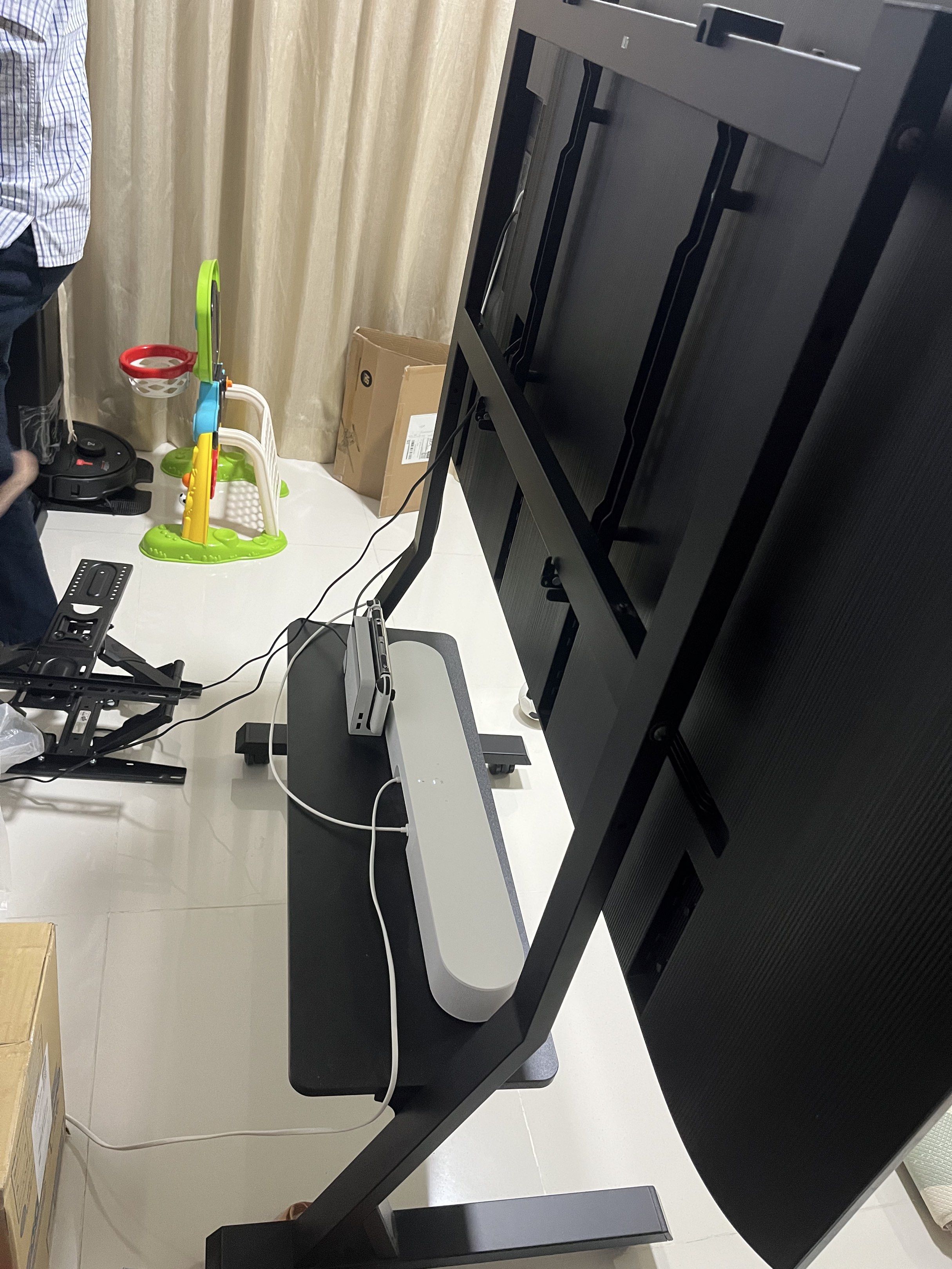 ULTi Vulcan Heavy-duty Mobile TV Cart Stand, TV & Home Appliances, TV ...