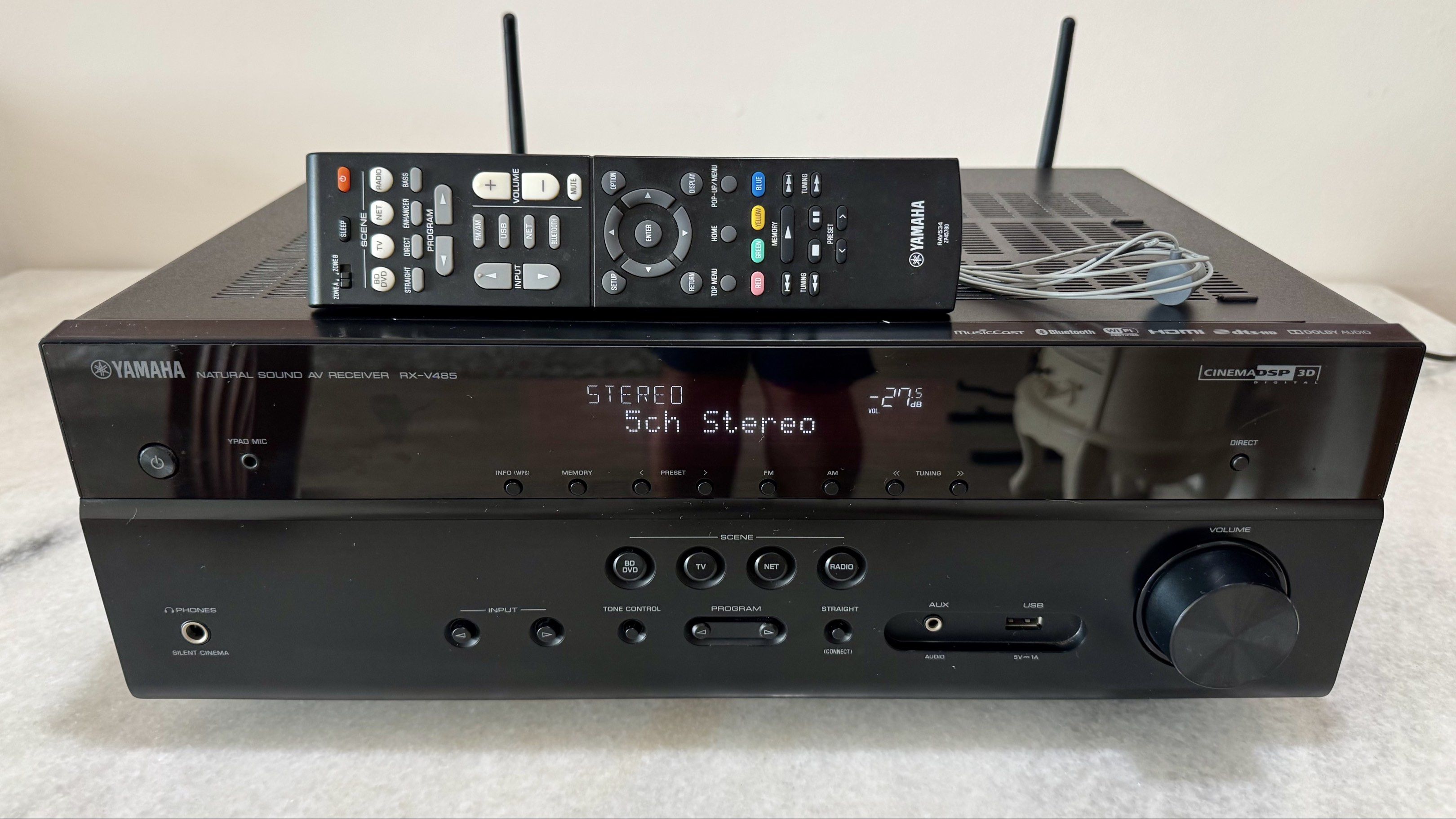 Yamaha: RX-V485 4K HDR AirPlay 2 WiFi Bluetooth Spofify Music cast FM ...