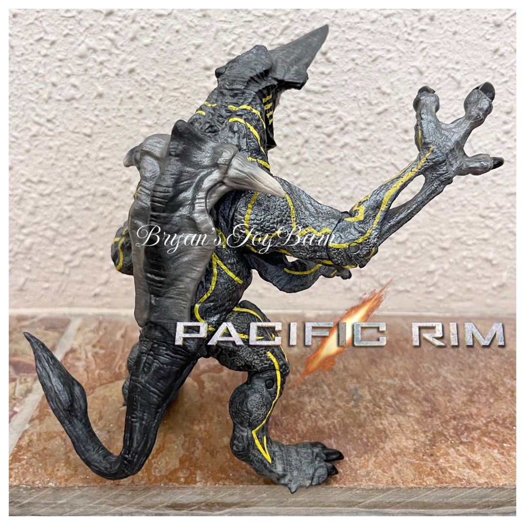 6.5 inch Pacific Rim KnifeHead Kaiju Figure by NECA 2013, Hobbies ...