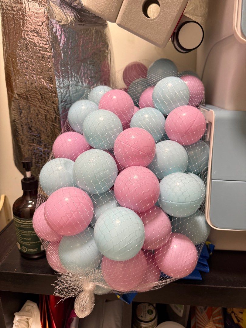 A colourful ball pit with bonus new balls, Hobbies & Toys, Toys & Games ...