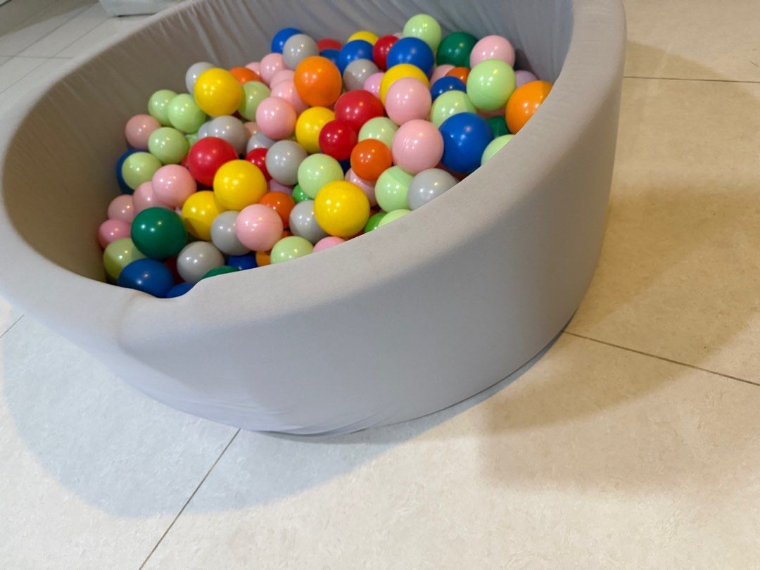 A colourful ball pit with bonus new balls, Hobbies & Toys, Toys & Games ...