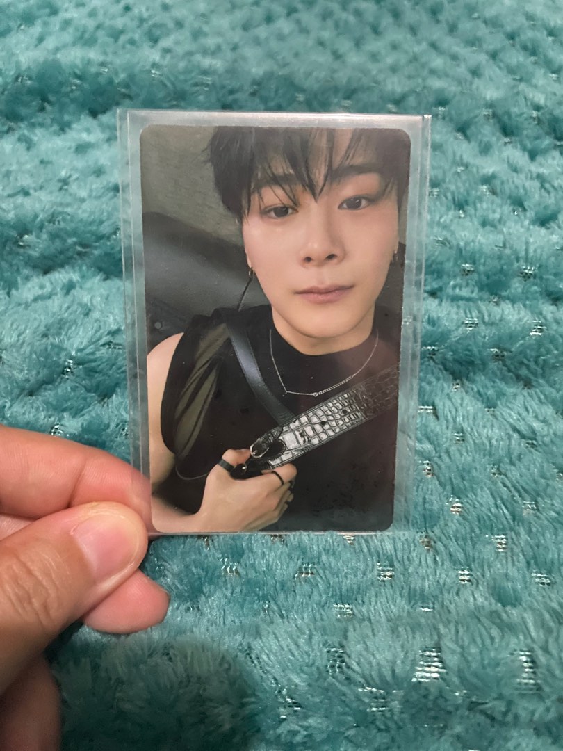 ASTRO Moon Bin Diffusion in Manila Photocard, Hobbies & Toys ...