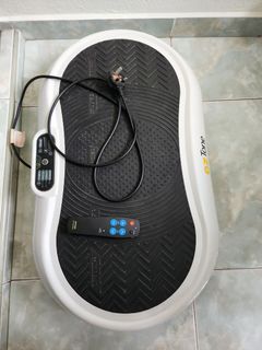 Ogawa ezShape Vibration Plate, Sports Equipment, Exercise & Fitness ...