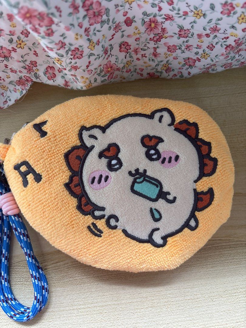 GU Chiikawa Shisa pouch Japan, Women's Fashion, Bags & Wallets, Purses ...
