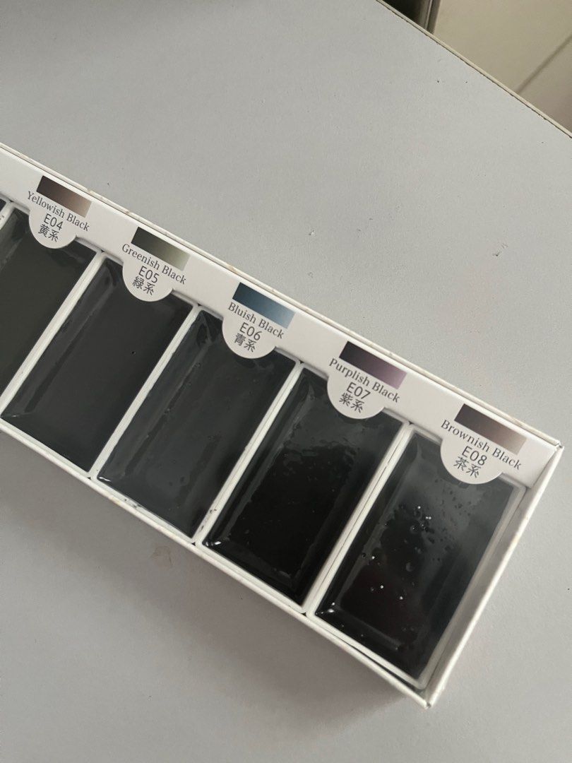 Holbein Watercolor Set, Hobbies & Toys, Stationery & Craft, Craft ...