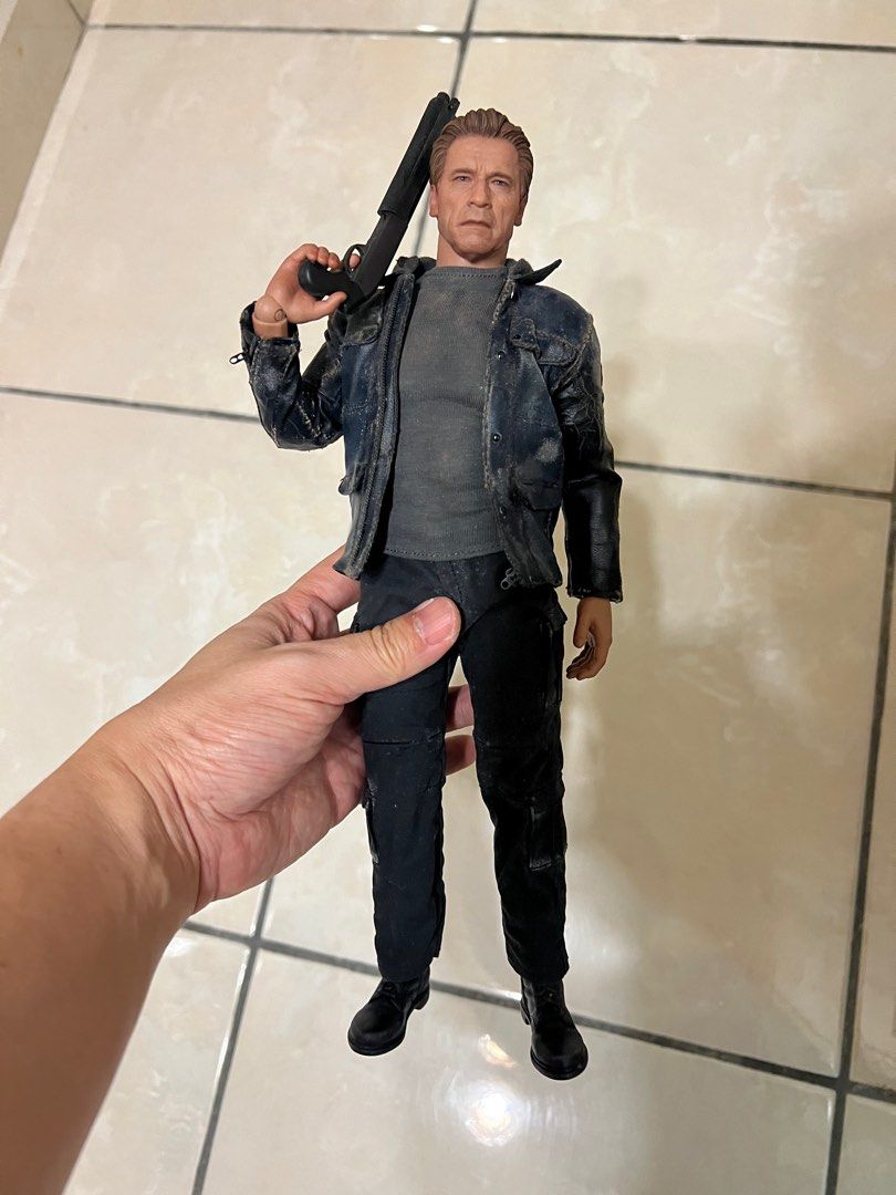 Hot Toys Terminator Genisys T-800 Guardian 1/6 Scale, Hobbies & Toys ...