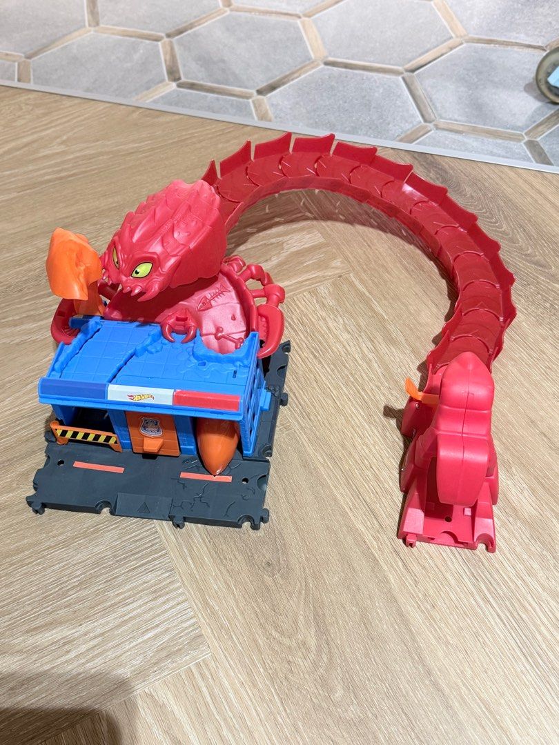 Hot Wheels City Scorpion, Hobbies & Toys, Toys & Games on Carousell