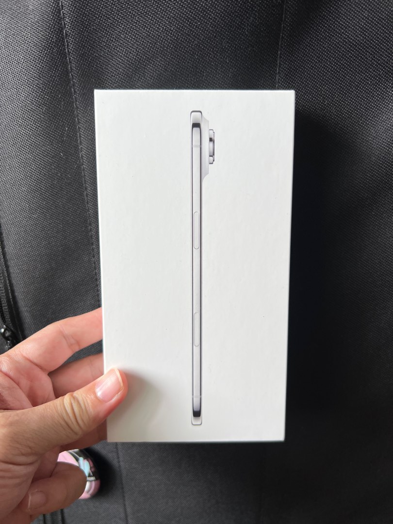 iPhone Air Cloud White 256GB, Mobile Phones & Gadgets, Mobile Phones ...