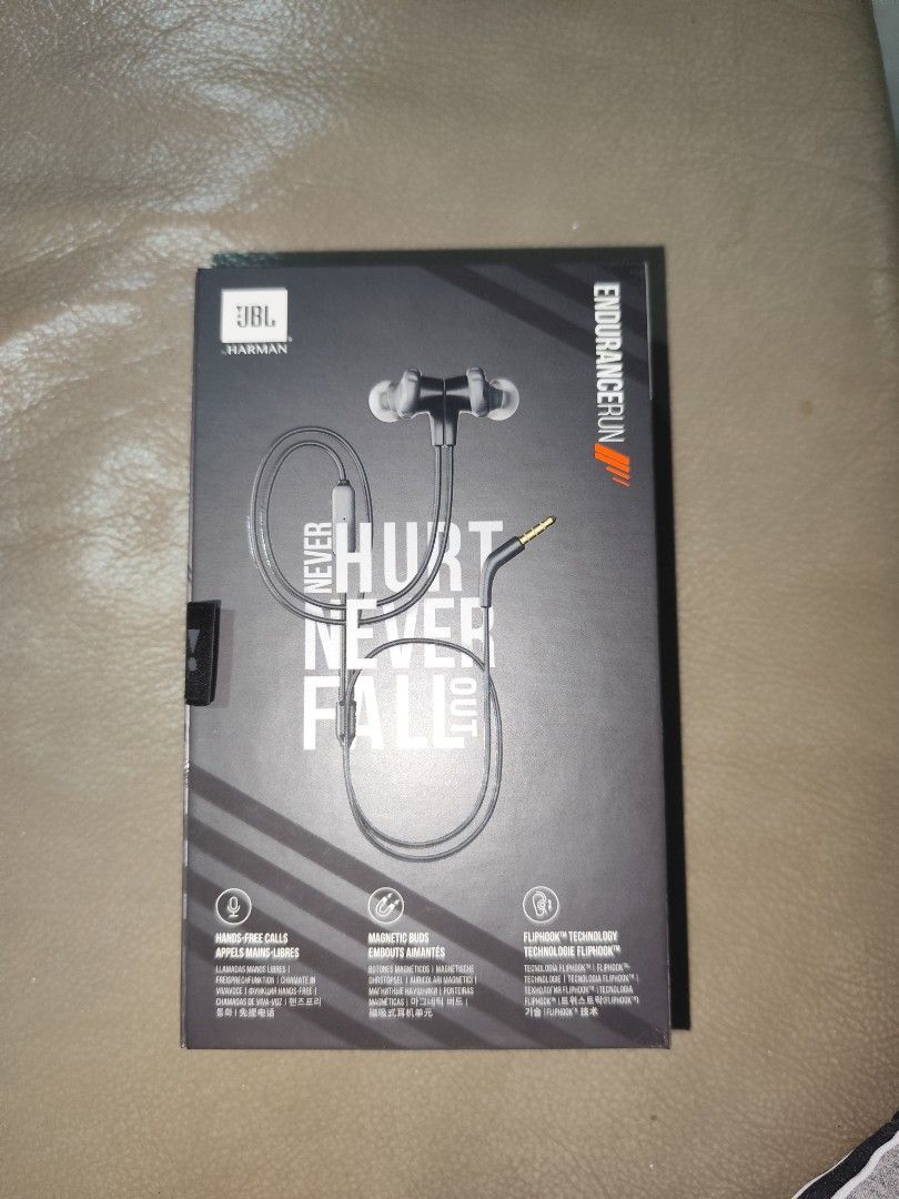 JBL Endurance Run Headphones, Audio, Headphones & Headsets on Carousell