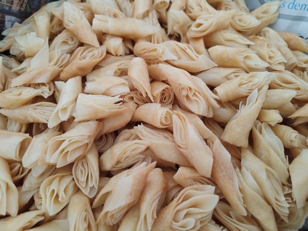 CNY Layang-Layang ( Popiah sugar roll), Food & Drinks, Packaged ...