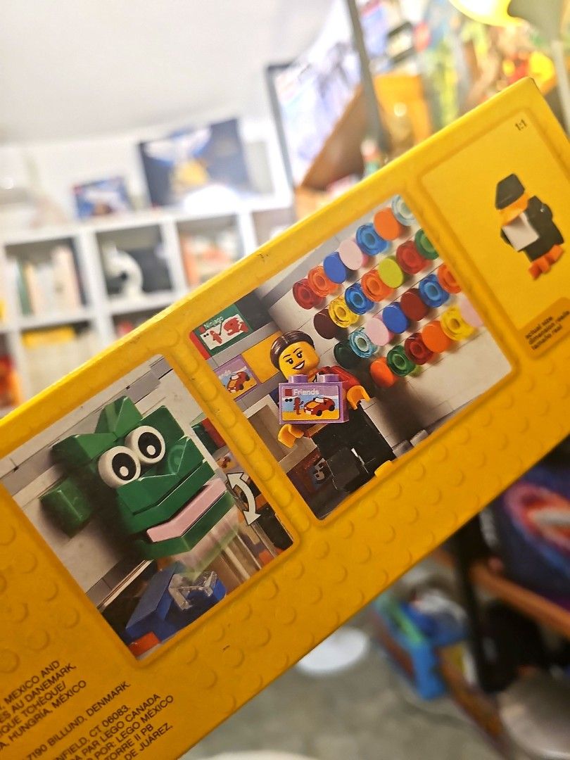 LEGO 40145 LEGO Store (Exclusive), Hobbies & Toys, Toys & Games on ...