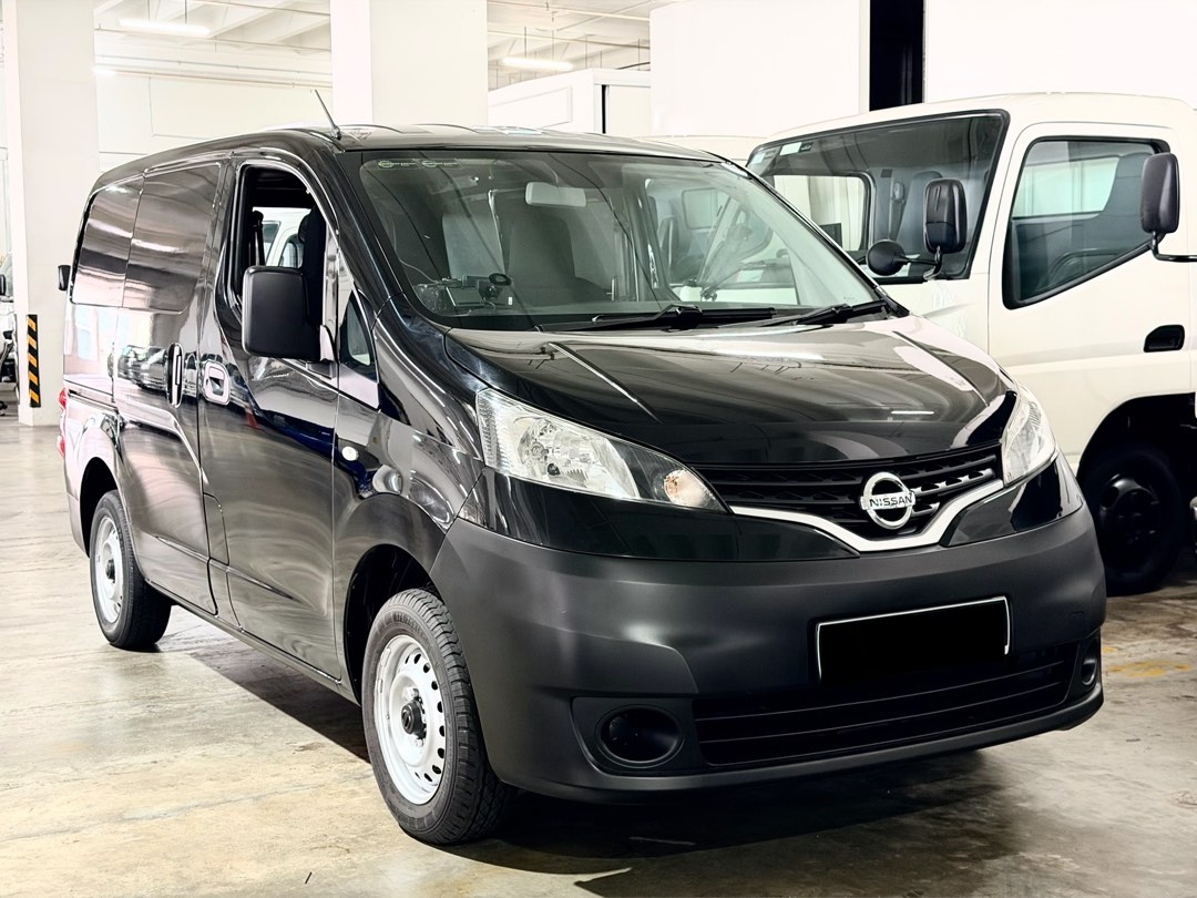 Nissan NV350 2.5 Auto, Cars, Commercial Vehicles, Used on Carousell