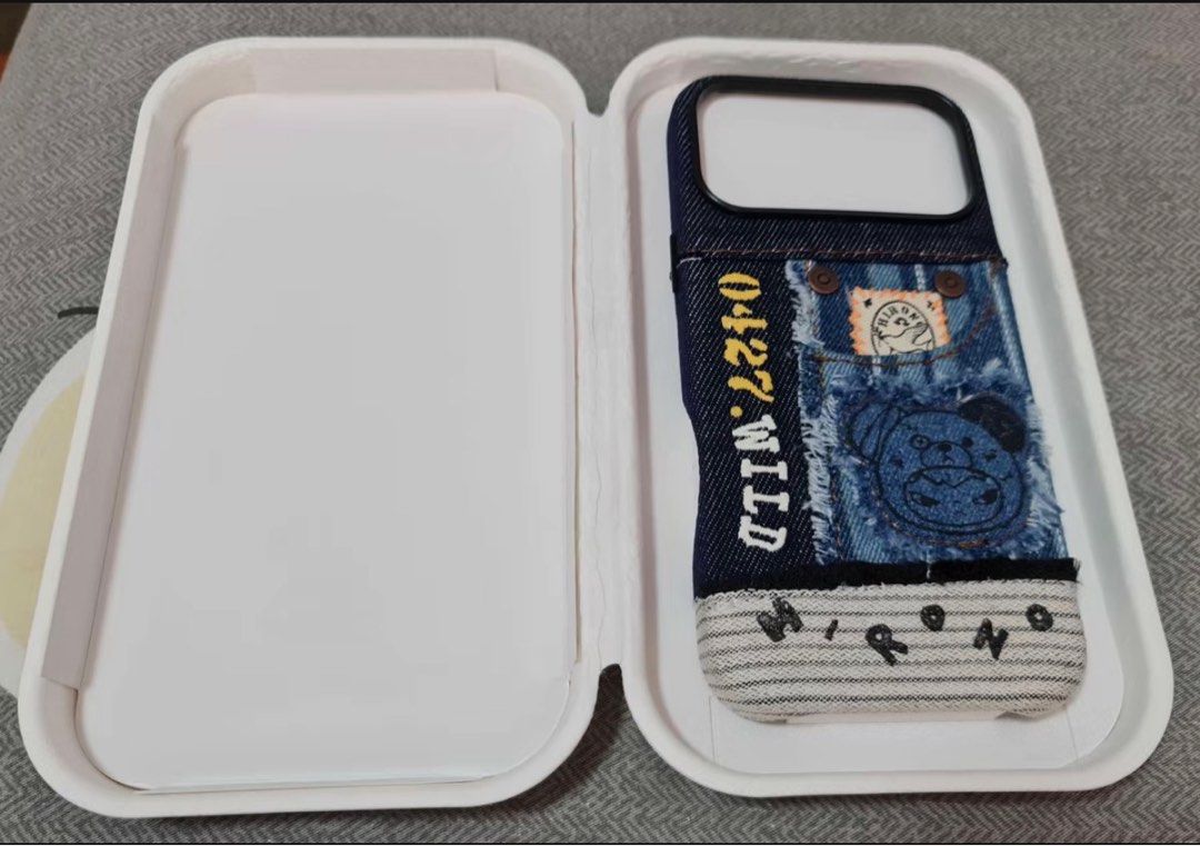 Popmart Hirono Road Journal Series Denim Patchwork iPhone 17 Pro Max ...