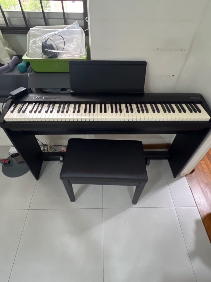 Roland FP-30X Digital Piano with Bench, Hobbies & Toys, Musical ...