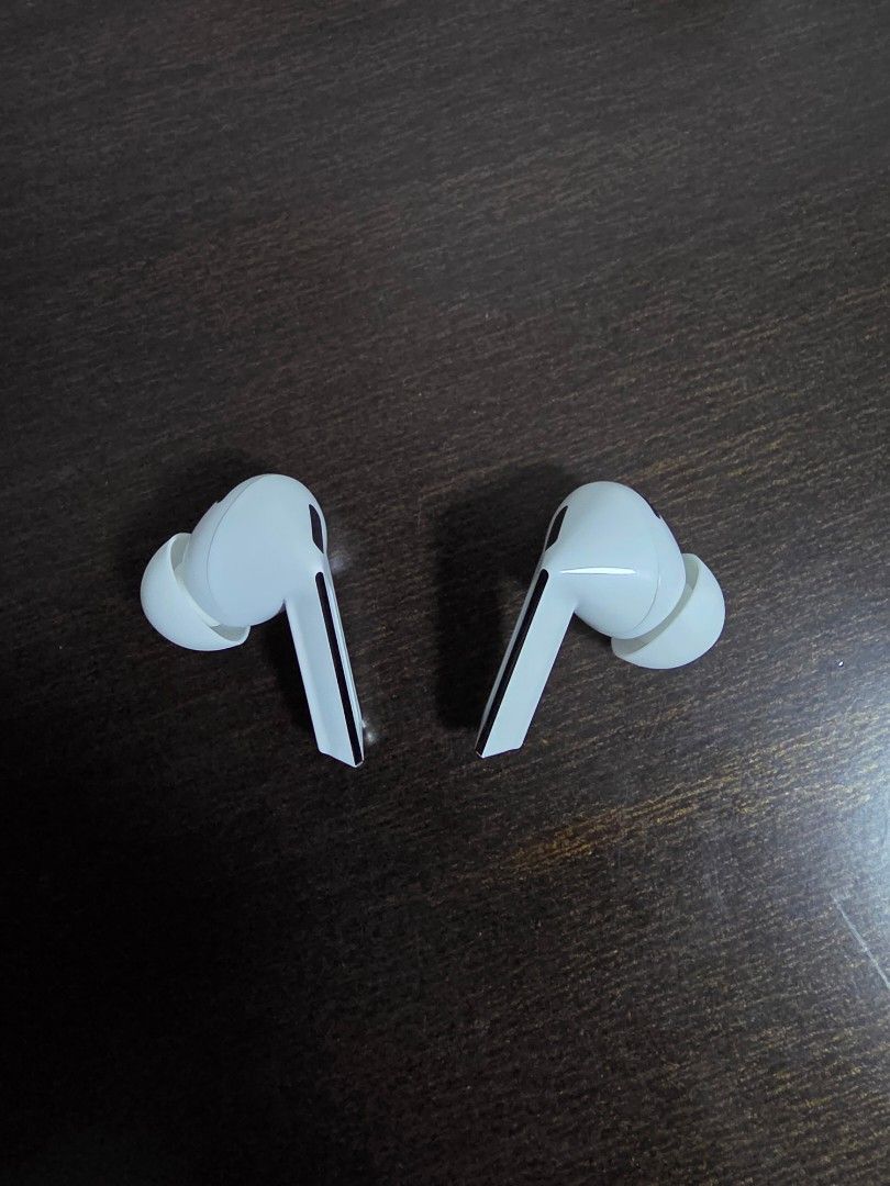 Samsung Galaxy Buds3 Pro - White, Audio, Earphones on Carousell