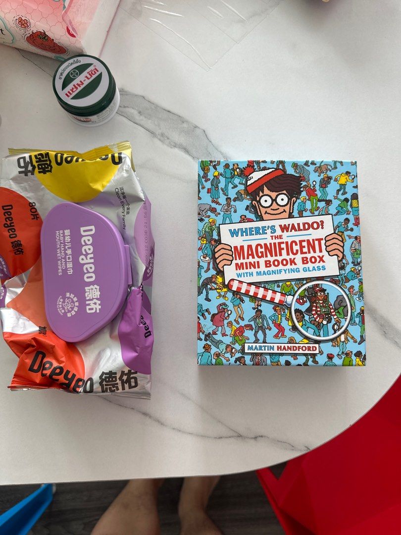 5 portable books Search and find Where's Waldo? The Magnificent Mini ...