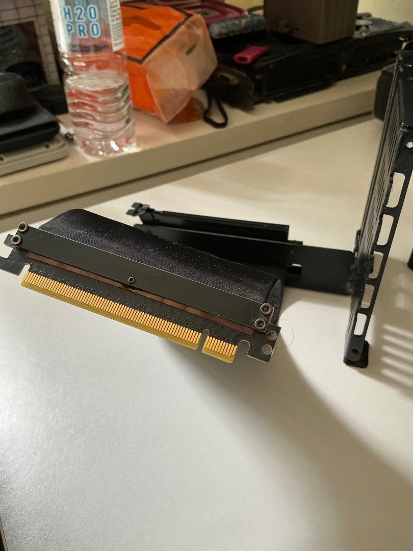 Tecware Vertical GPU Mount for VXR and VXC, Computers & Tech, Parts ...