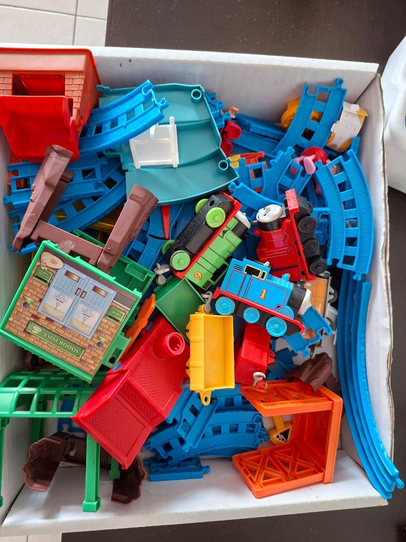 Thomas & Friends Train Set, Hobbies & Toys, Toys & Games on Carousell