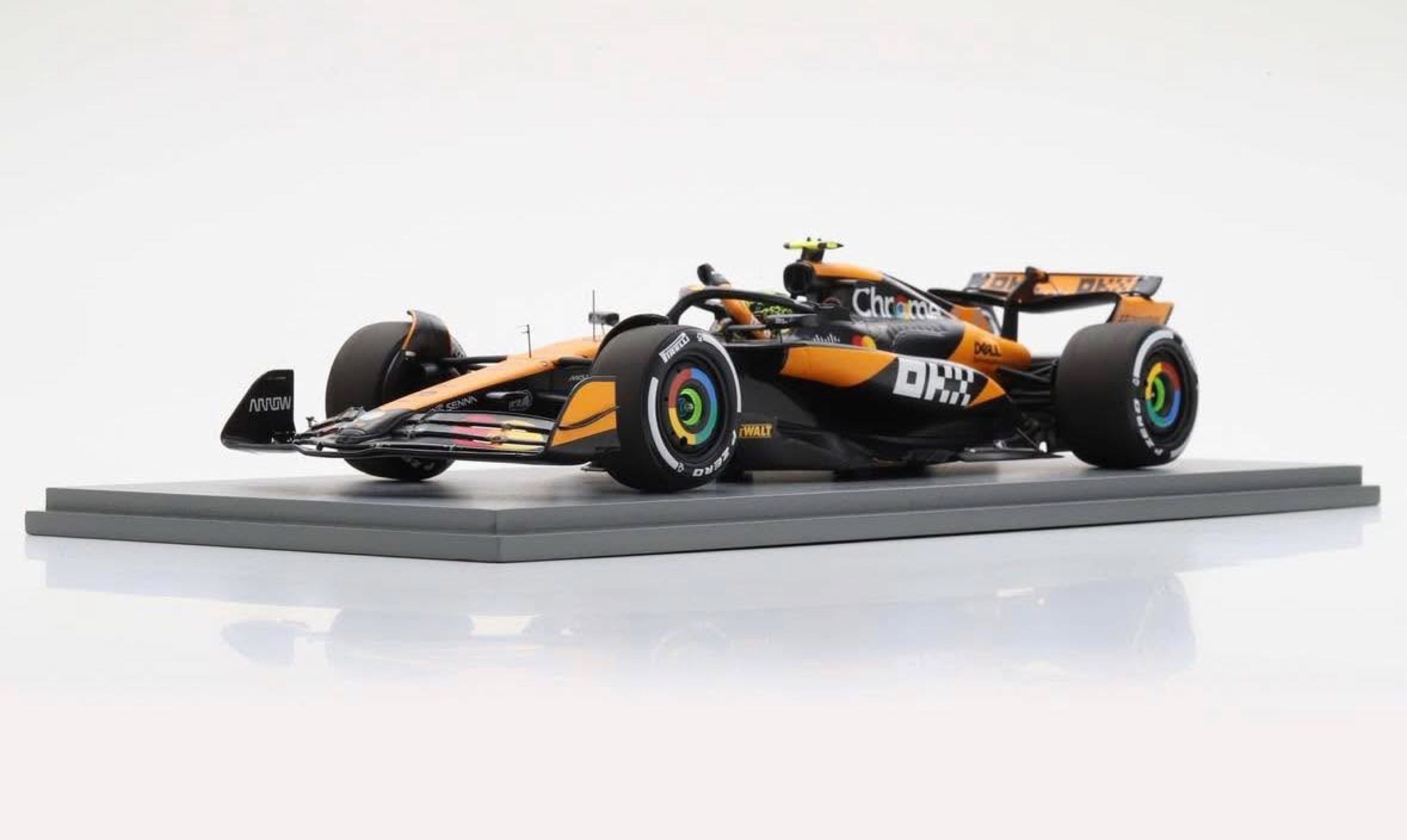 1/18 Spark Model Mclaren MCL38 GP Abu Dhabi 2024 Winner #4 Lando Norris ...