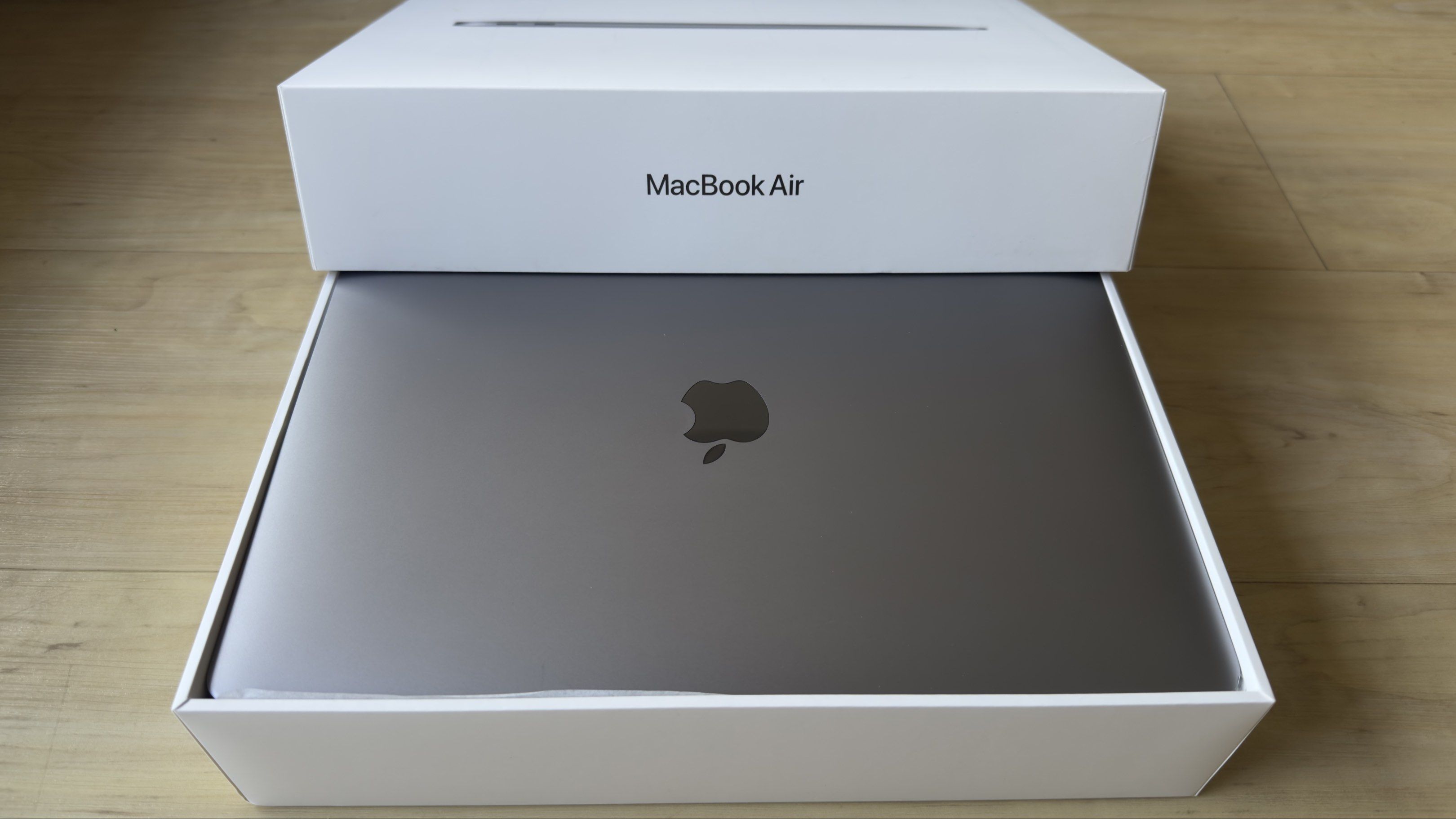 Apple MacBook Air M1 2020 - Space Grey, Computers & Tech, Laptops ...