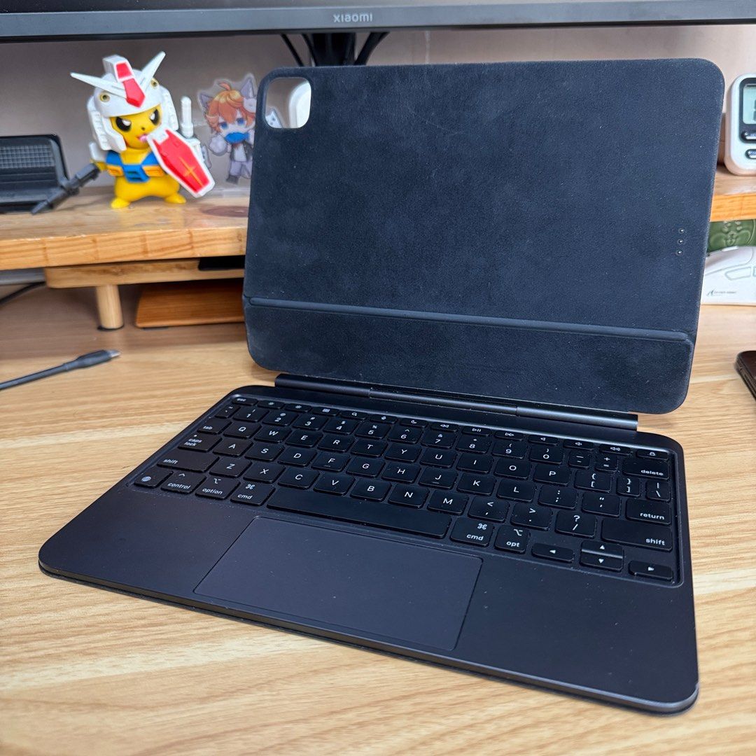 Apple Magic Keyboard for iPad Pro M4 and M5, Computers & Tech, Parts ...