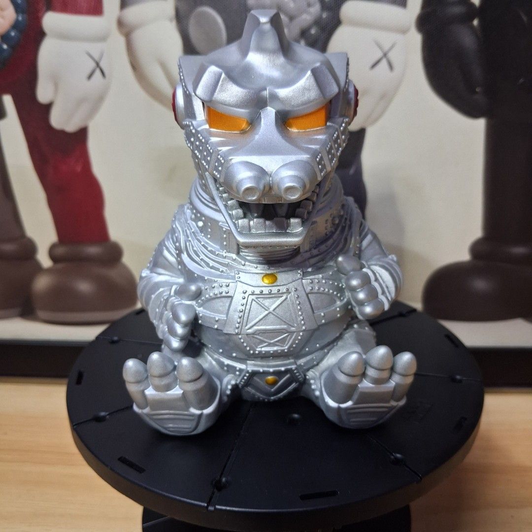 Bandai Enshrined Beast Mechagodzilla Sofubi Figure Collection, Hobbies ...