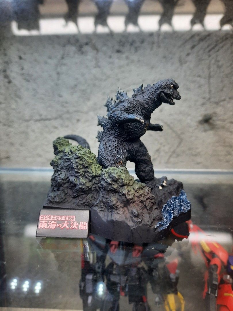 Bandai Yuji Sakai produced Godzilla Complete Works Final-2 Godzilla ...