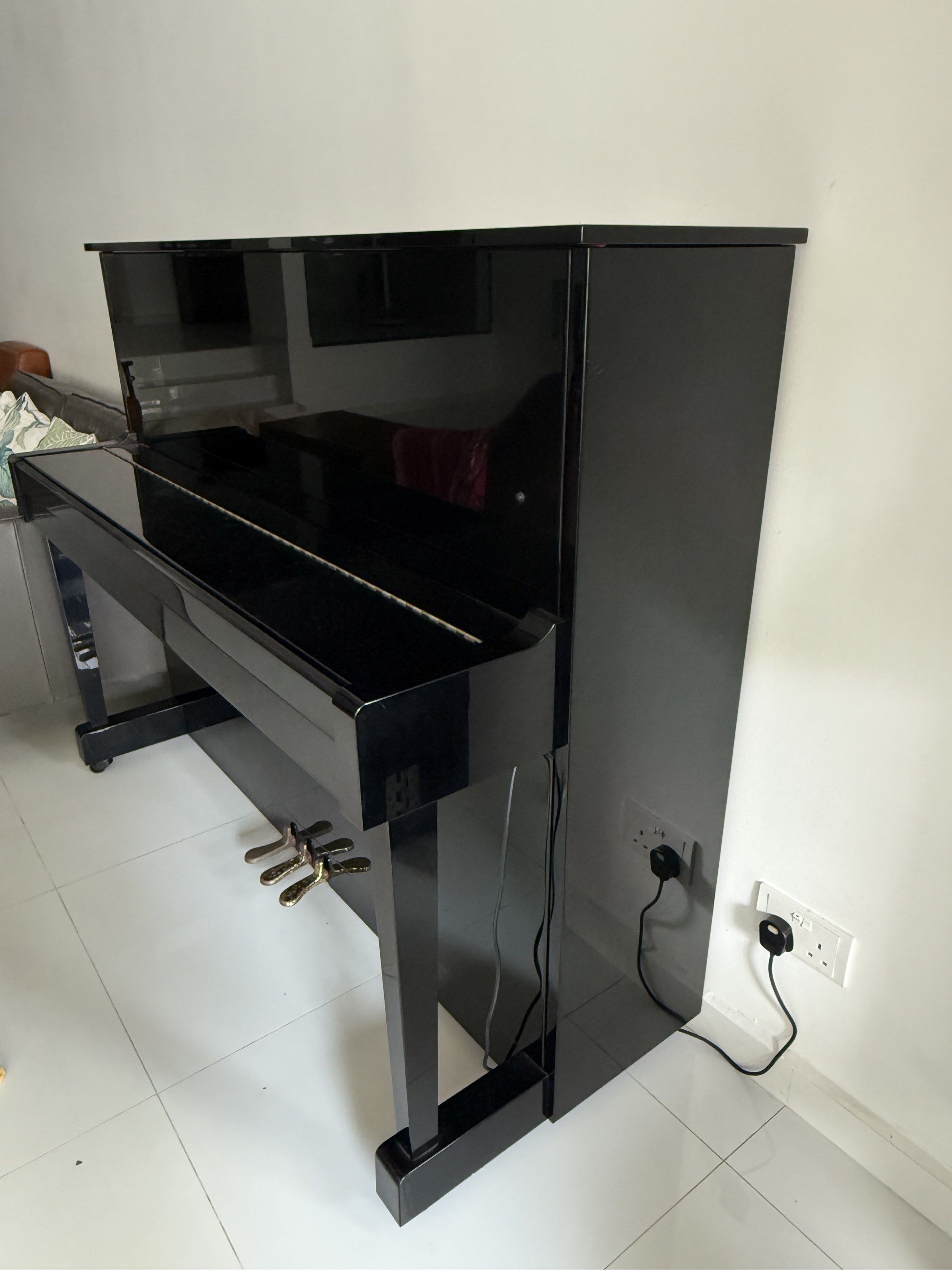 Black Upright Piano, Hobbies & Toys, Musical Instruments on Carousell