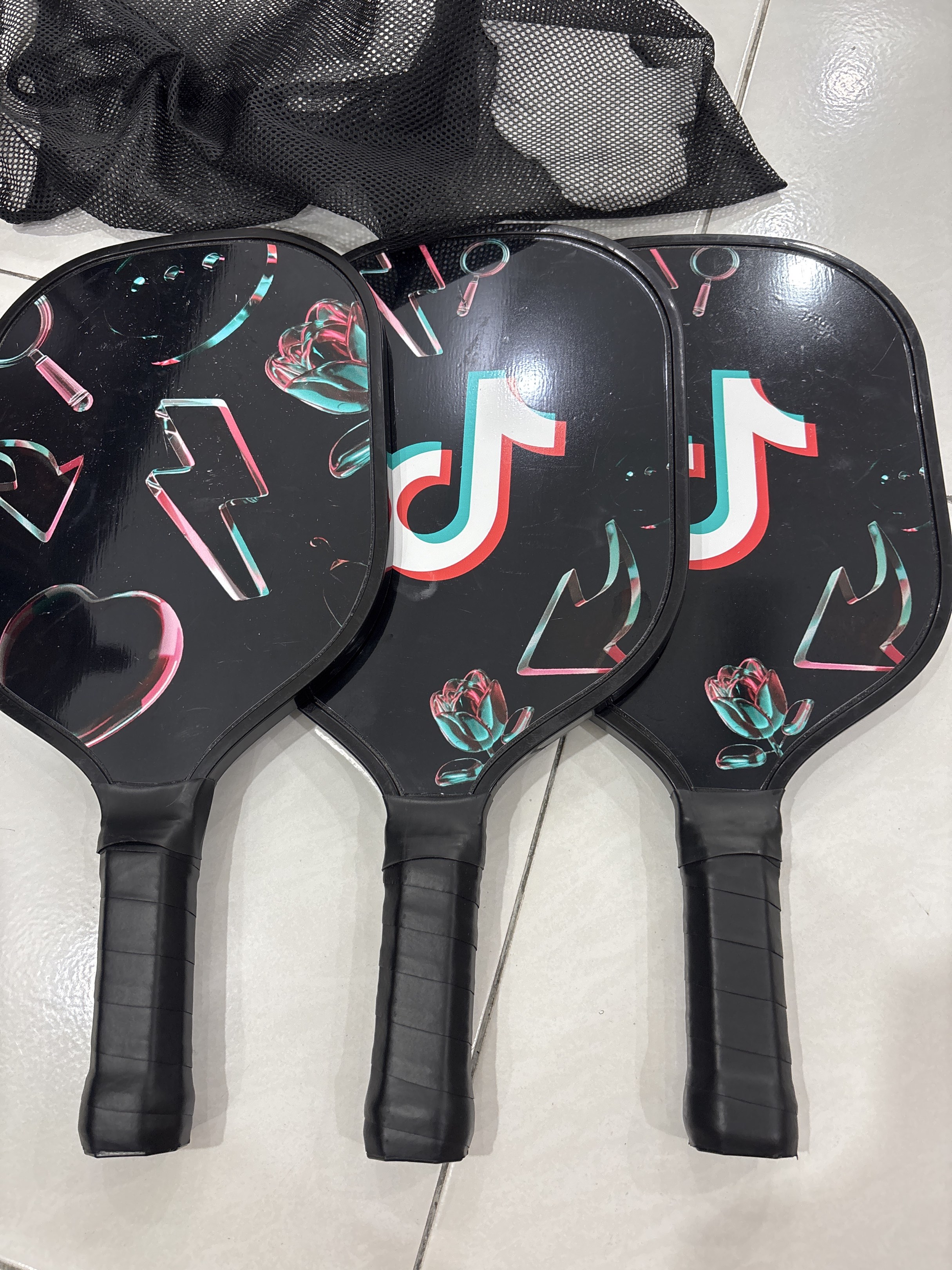 (CHEAPEST) 3x Brand New TikTok Logo Pickleball Paddle, Sports Equipment ...