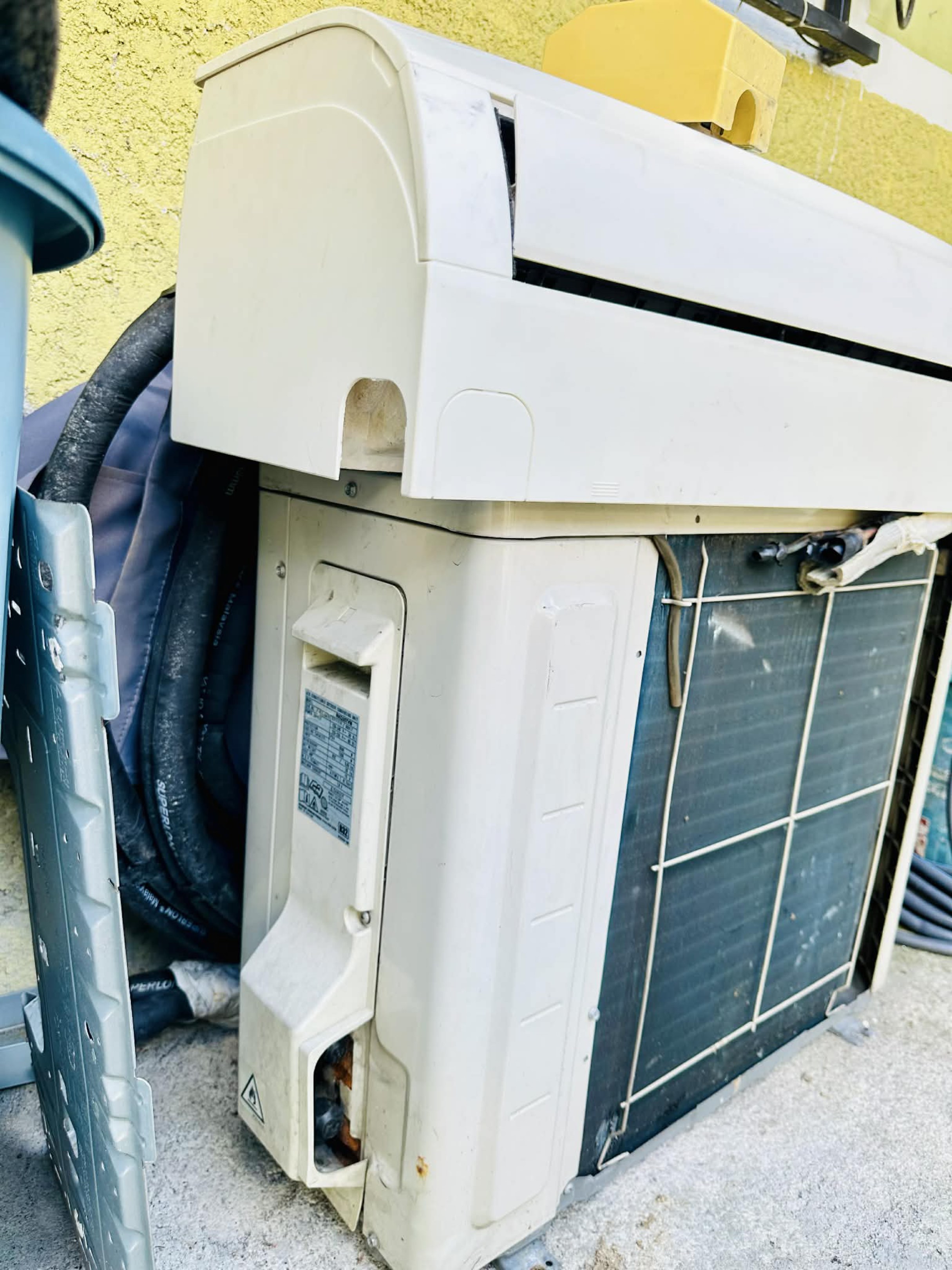 Daikin 1.5hp Split Type Air Conditioner Inverter, TV & Home Appliances ...