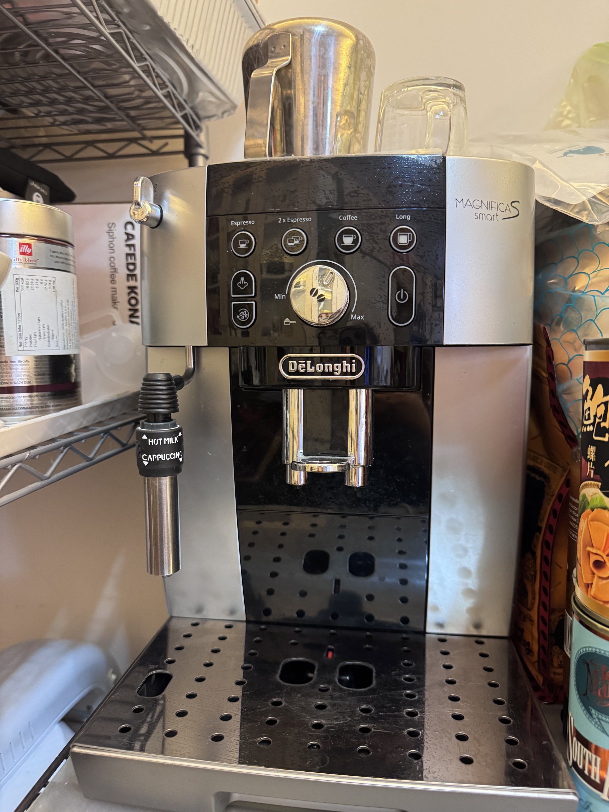 DeLonghi Magnifica S Smart Coffee Machine, 家庭電器, 廚房電器, 咖啡機及咖啡壺 - Carousell