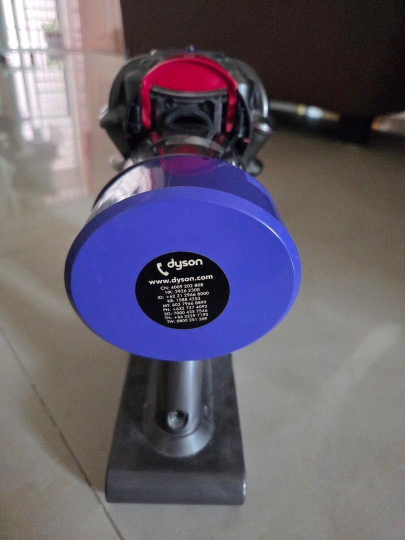 Dyson Cordless Vacuum Cleaner v7, TV & Home Appliances, Vacuum Cleaner ...