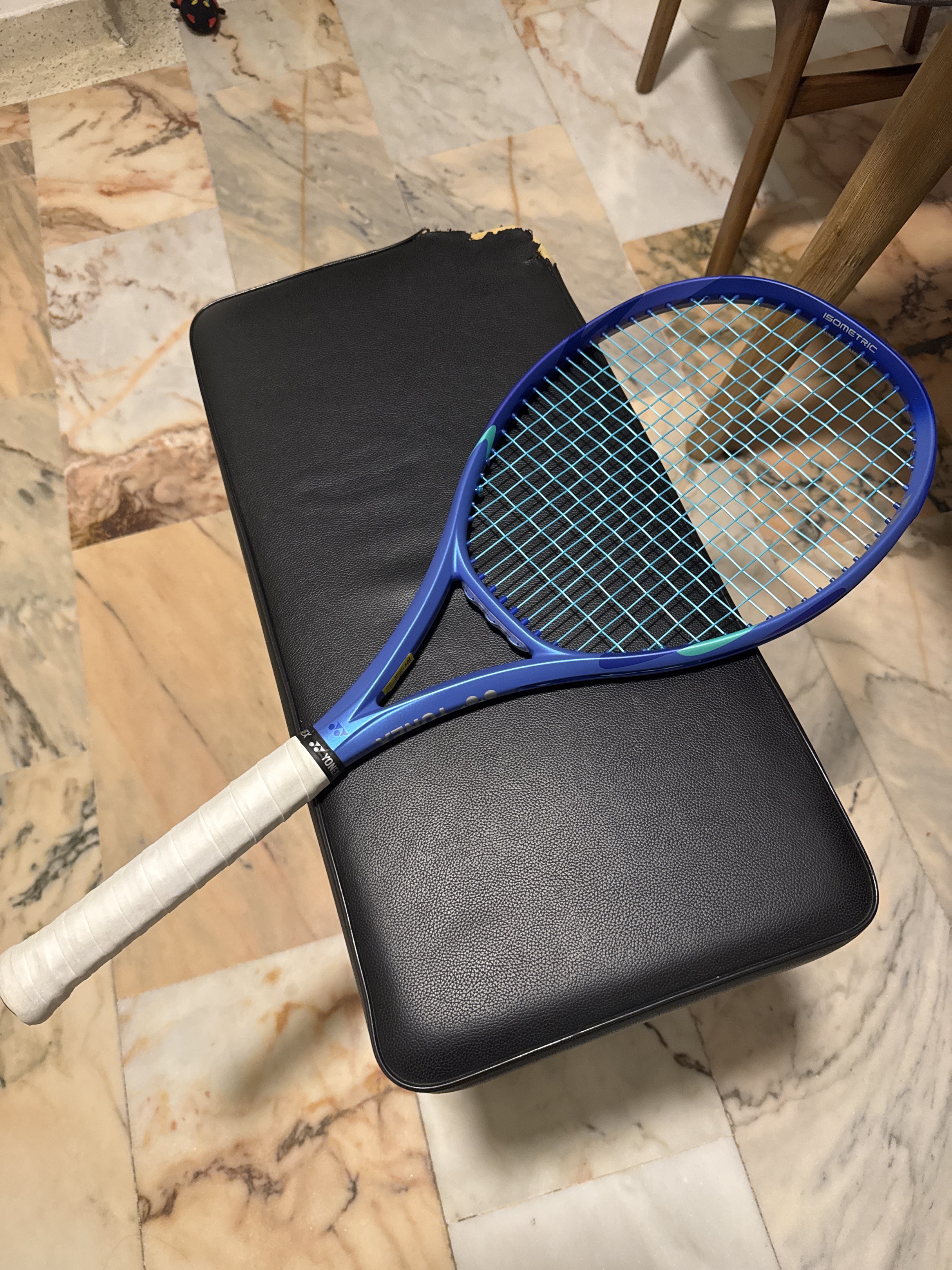 Ezone 100+ 2025 version, Sports Equipment, Sports & Games, Racket ...