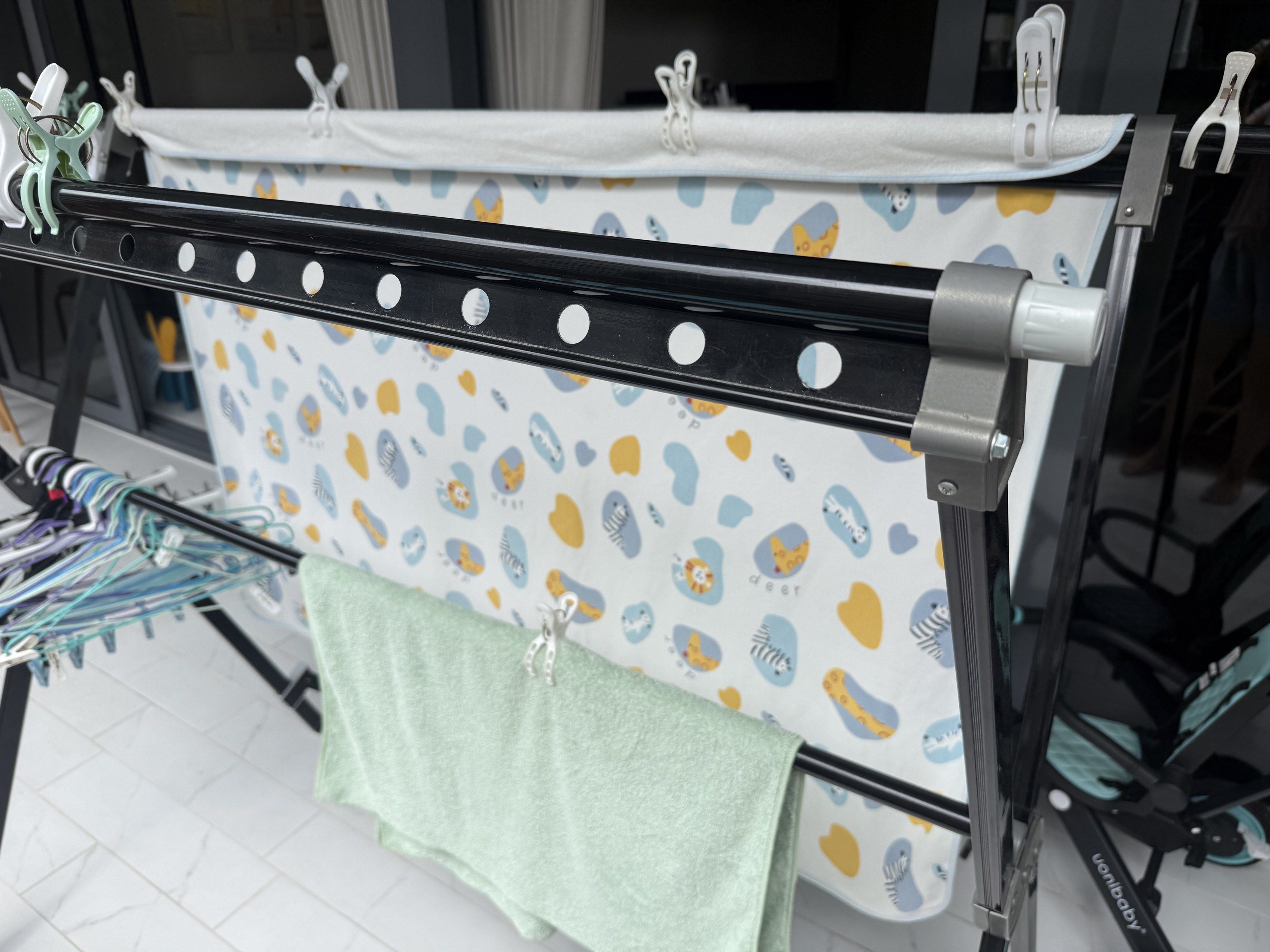 Foldable Clothes Drying Rack (extendable), Furniture & Home Living ...