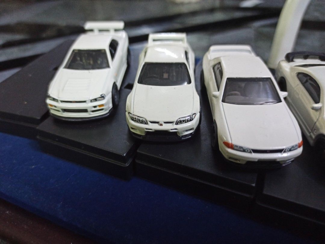 Hotwheels Nissan Skyline R34,R33,R32 Silvia, AE86, and Truck Transport ...