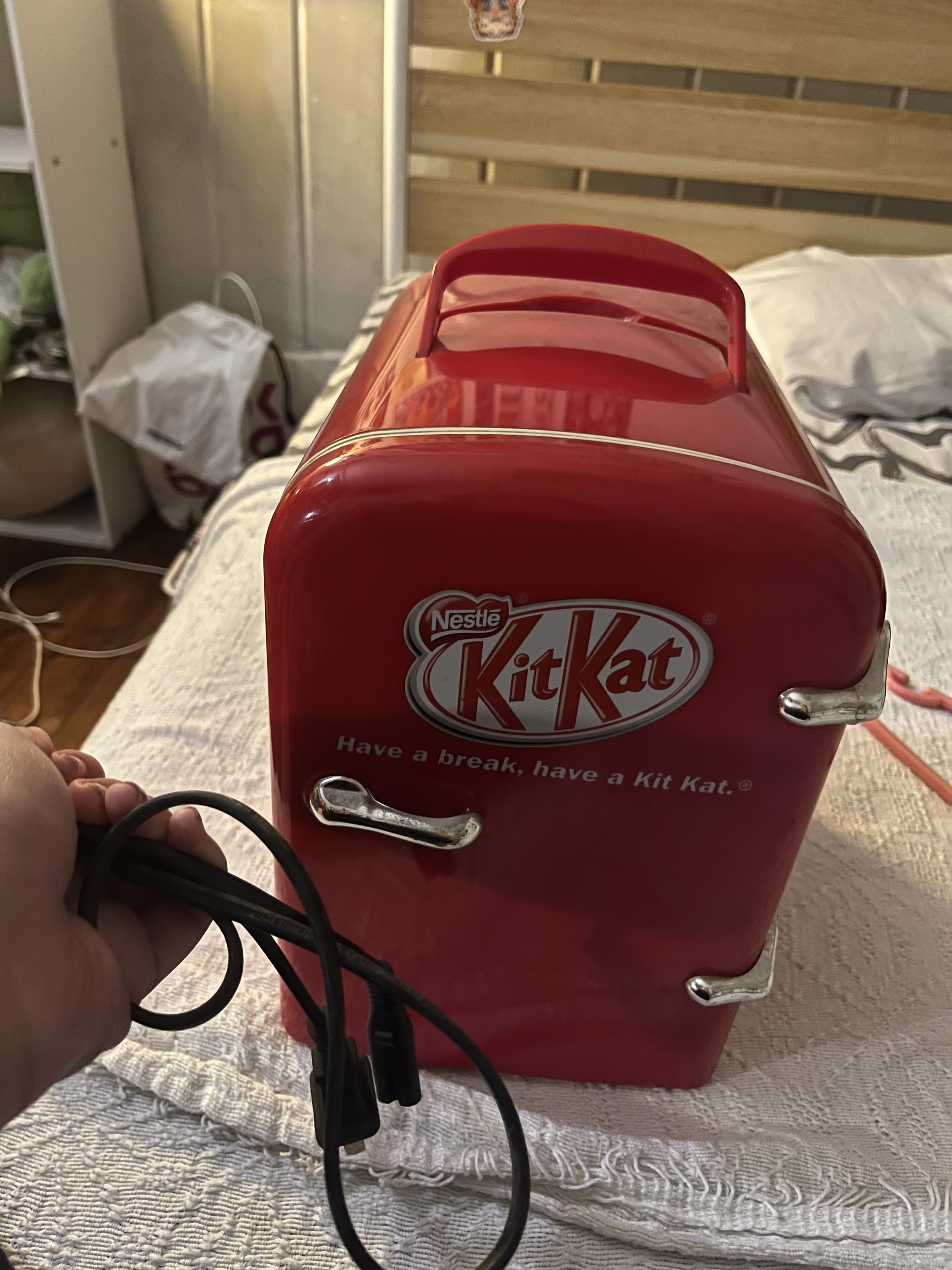 Kit Kat Mini Fridge (NOT WORKING), Hobbies & Toys, Toys & Games on ...
