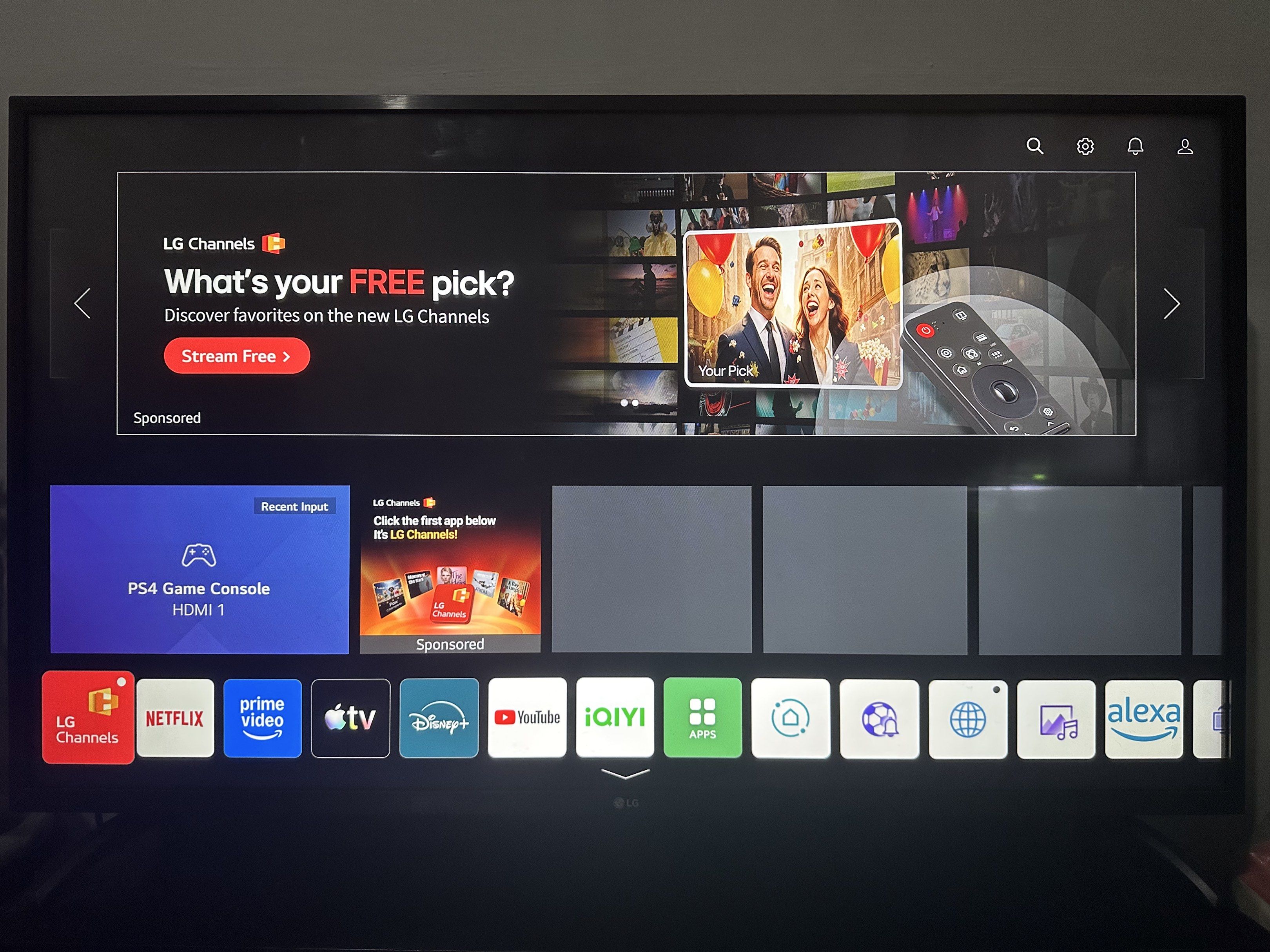 LG Smart TV 4K UHD, TV & Home Appliances, TV & Entertainment, TV on Carousell