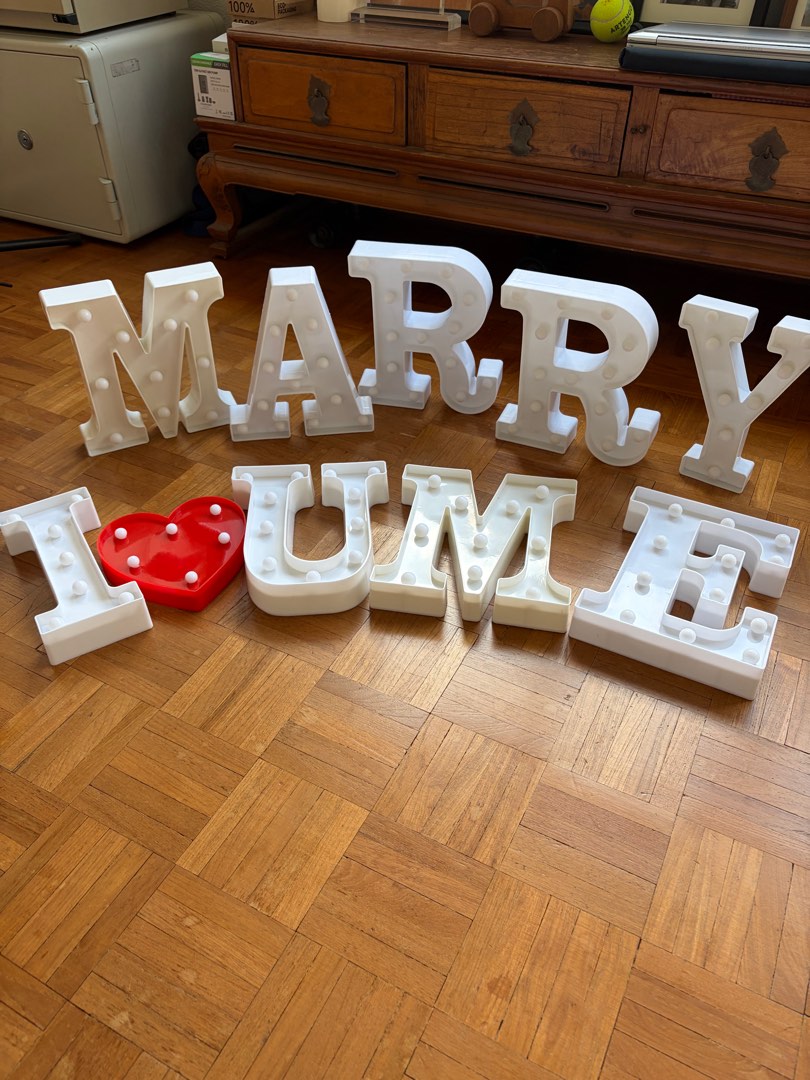 Light Up Letters - MARRY ME, Hobbies & Toys, Occasions & Party Supplies ...