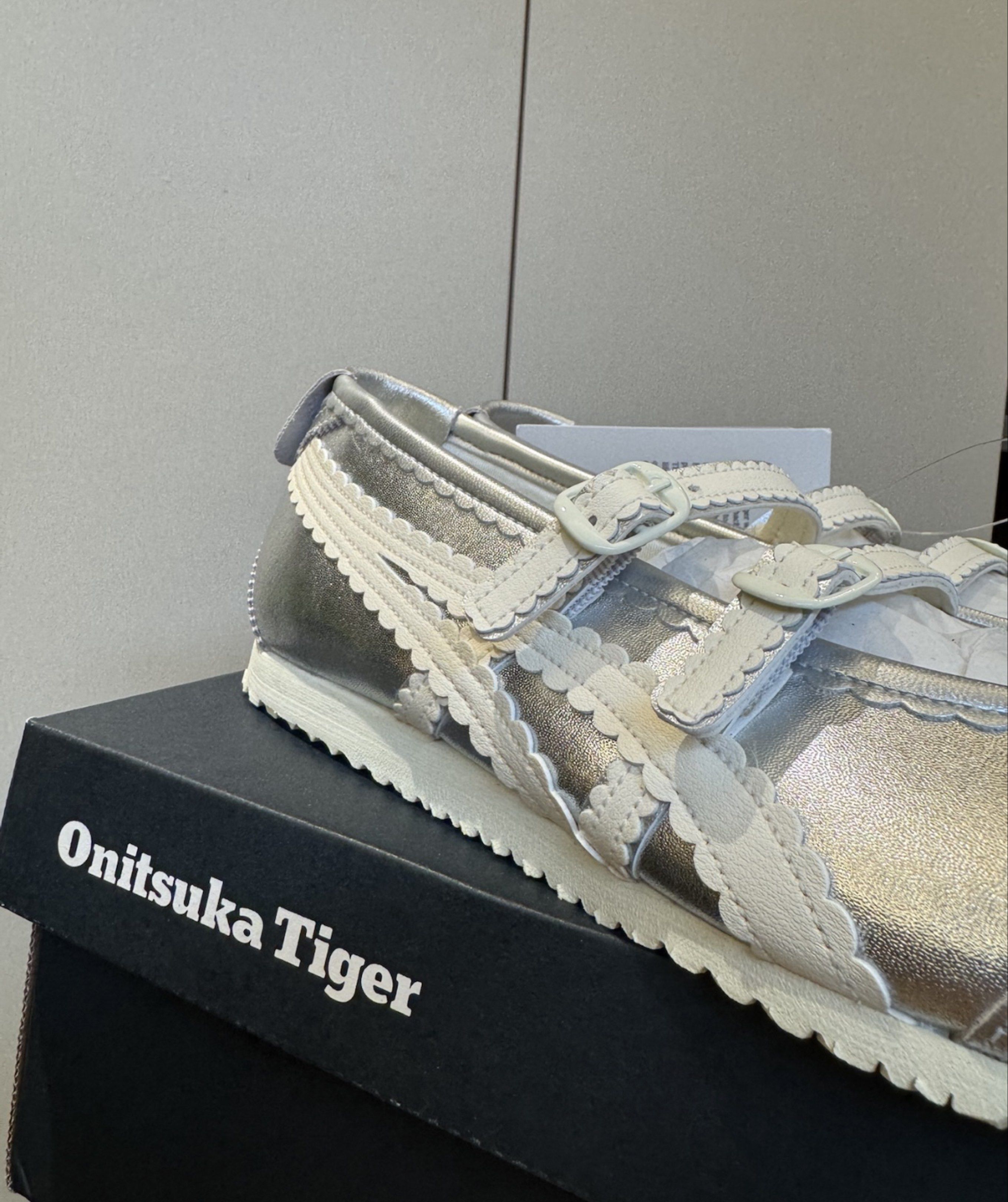 Onitsuka Tiger MEXICO 66 TGRS Silver, Women's Fashion, Footwear ...