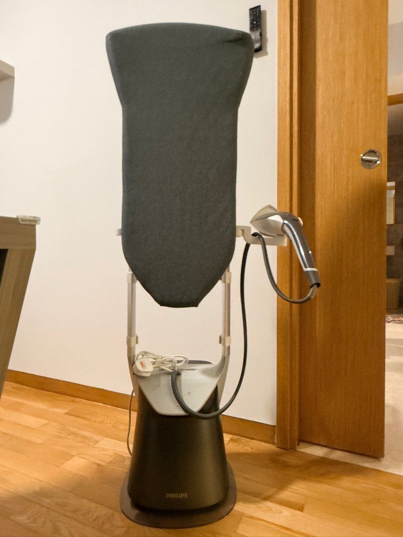 Philips EasyTouch Plus Garment Steamer, TV & Home Appliances, Irons ...