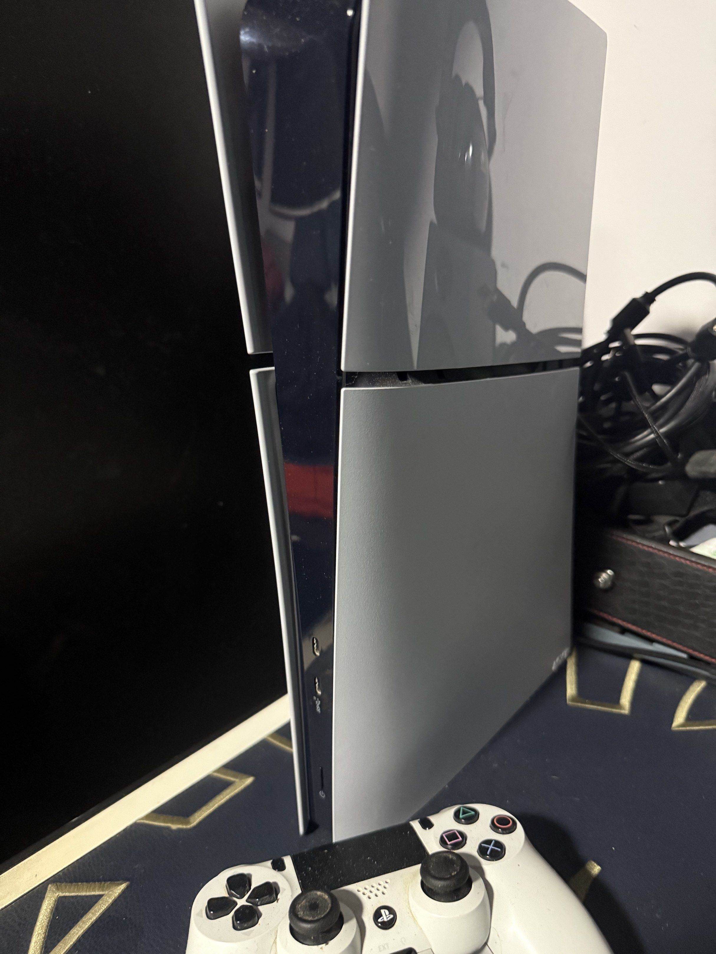 PlayStation 5 Console with Controller, Video Gaming, Video Game ...