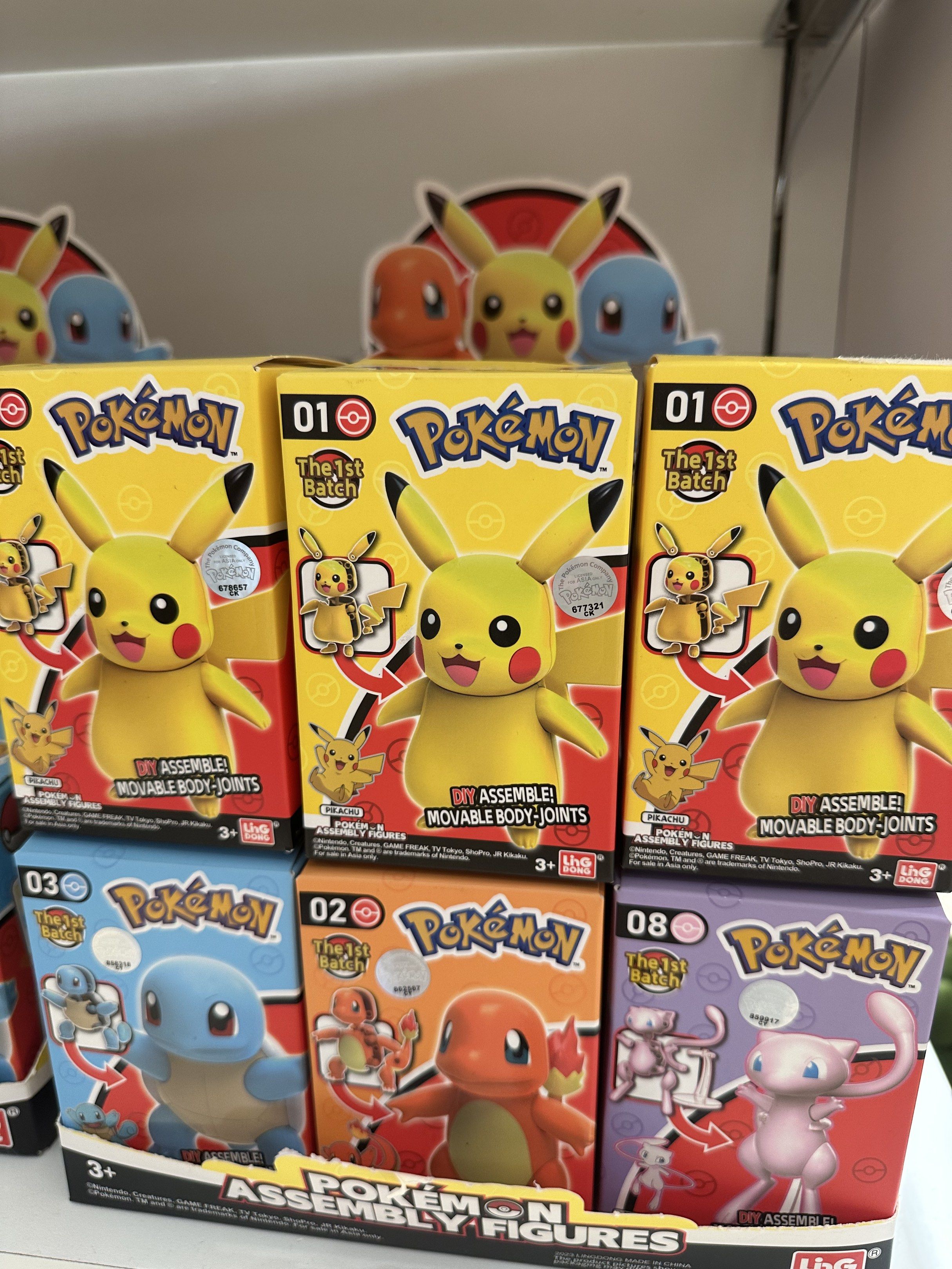 Authentic Pokemon blind box / spin fighter / Family mart / 711 ...