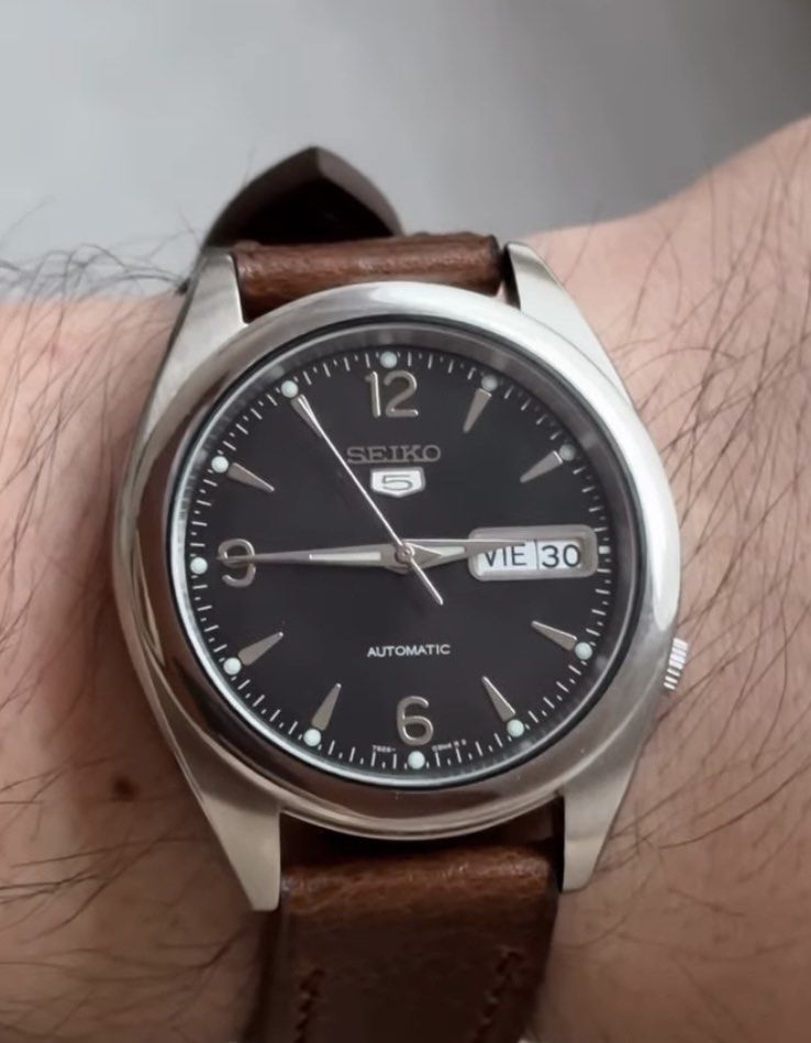 Seiko 5 Automatic Watch with Leather Strap, Men's Fashion, Watches ...