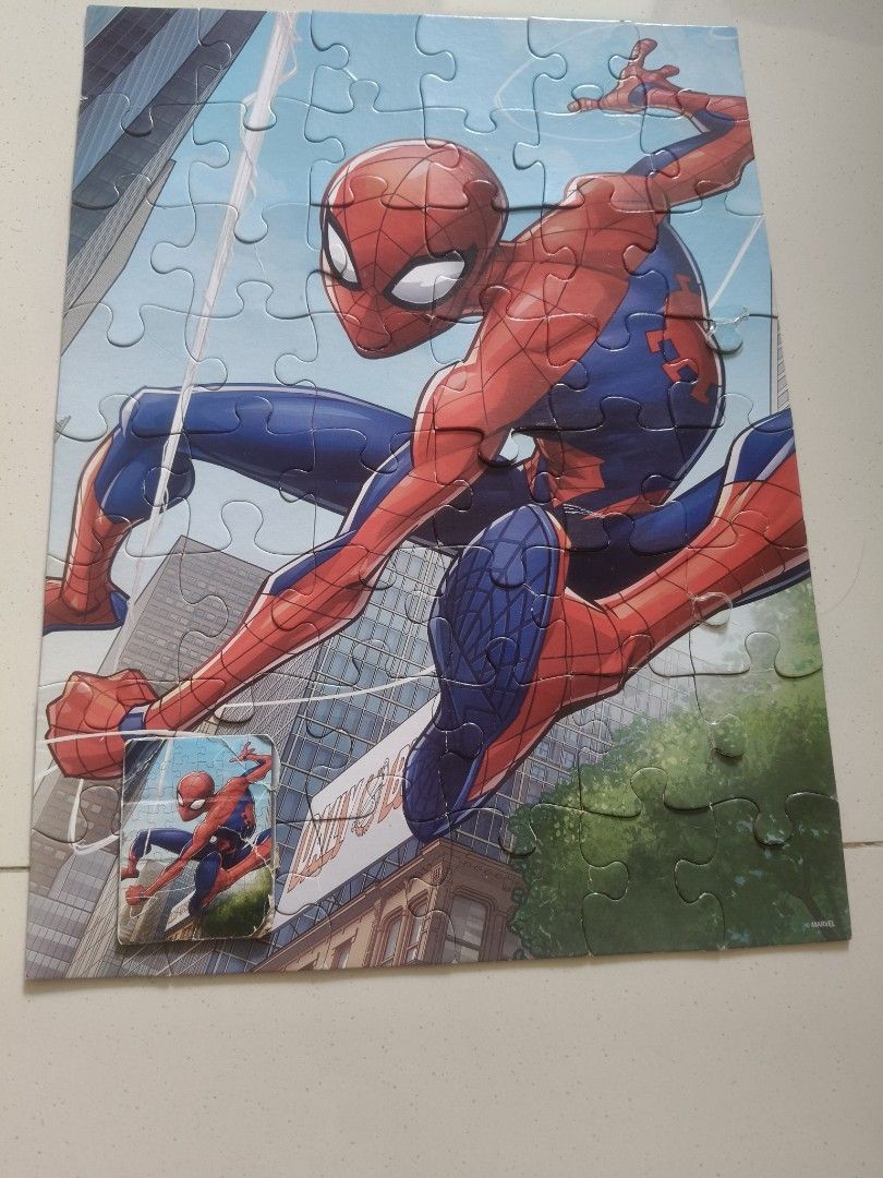 Spider-Man Jigsaw Puzzle, Hobbies & Toys, Toys & Games on Carousell
