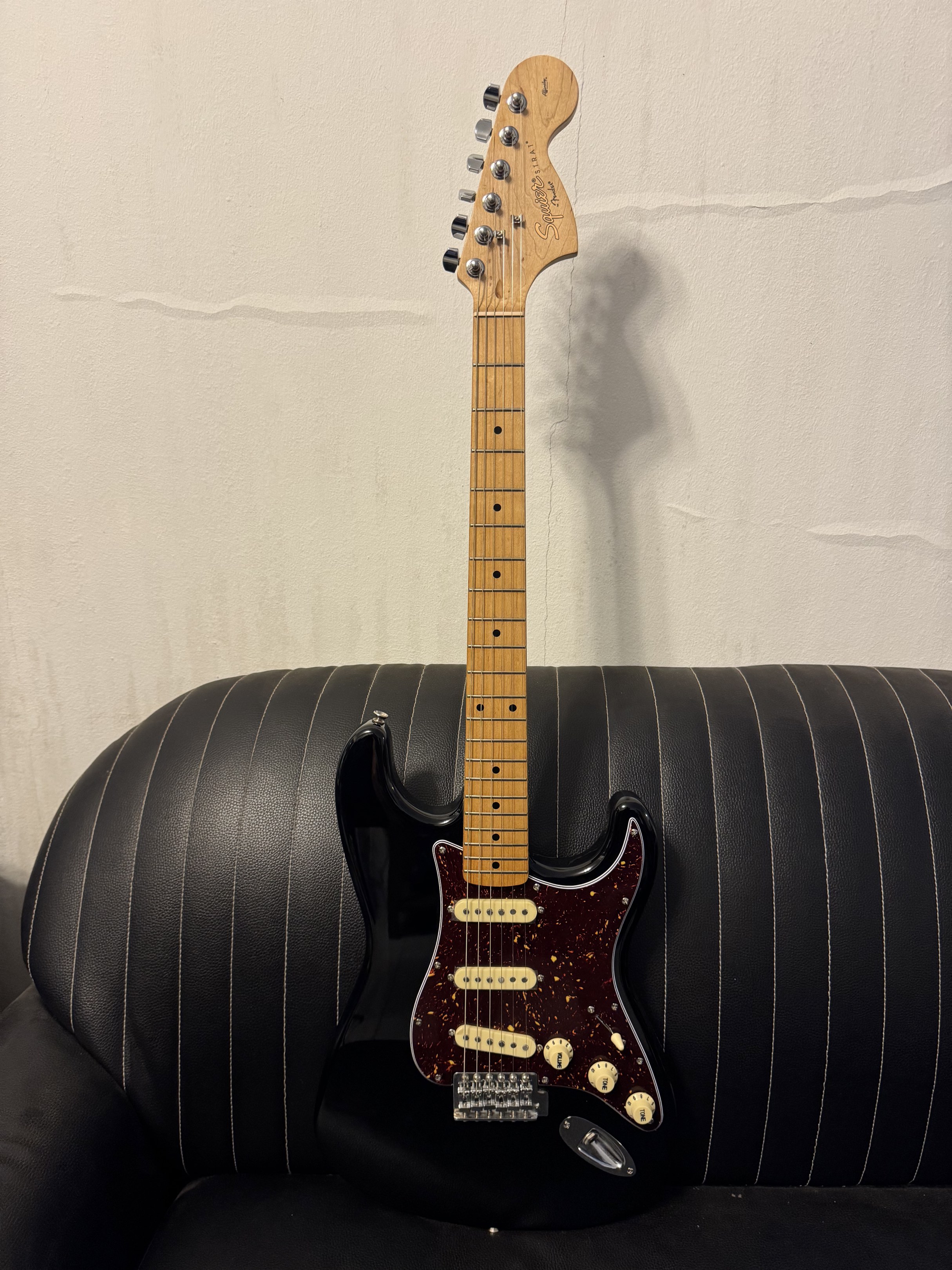 Squier Stratocaster Electric Guitar, Hobbies & Toys, Musical ...