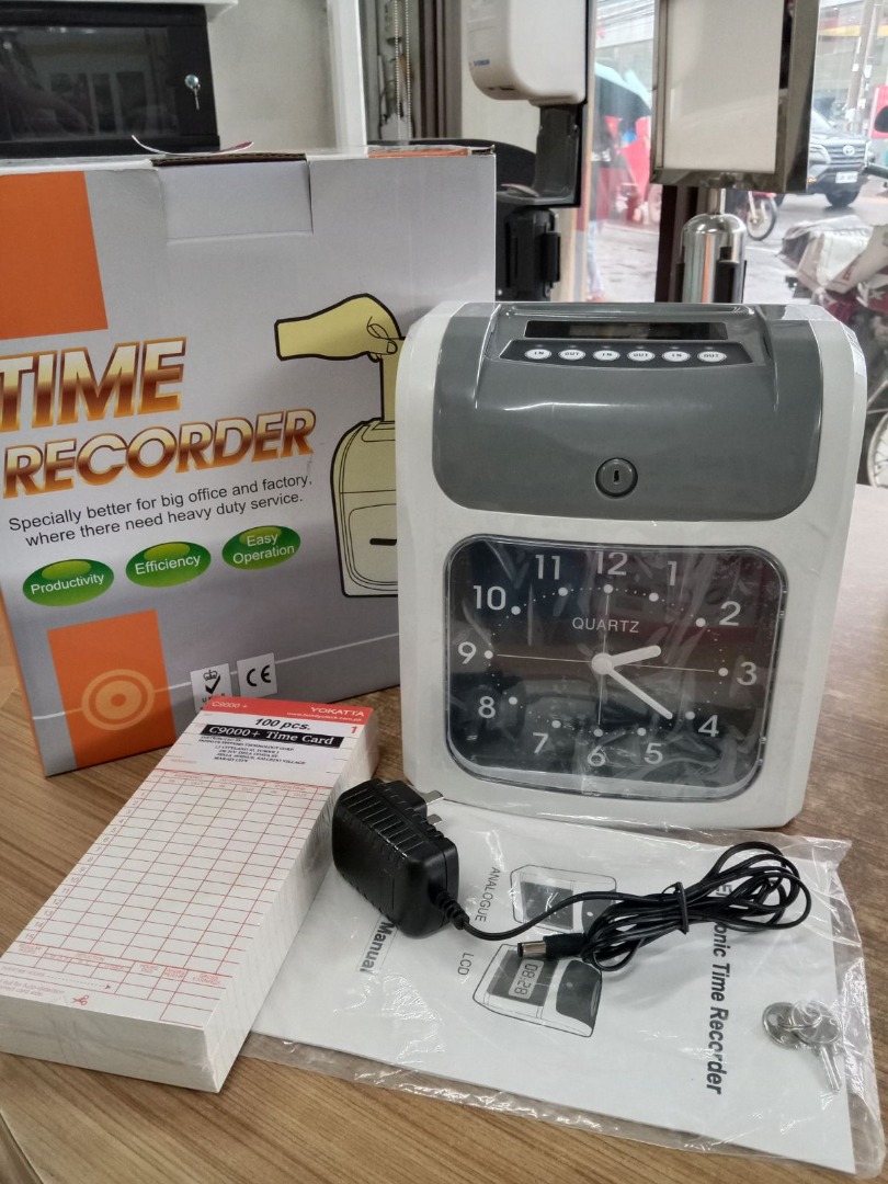 DTR Bundy clock Time Recorder with Time Cards, Men's Fashion, Watches ...