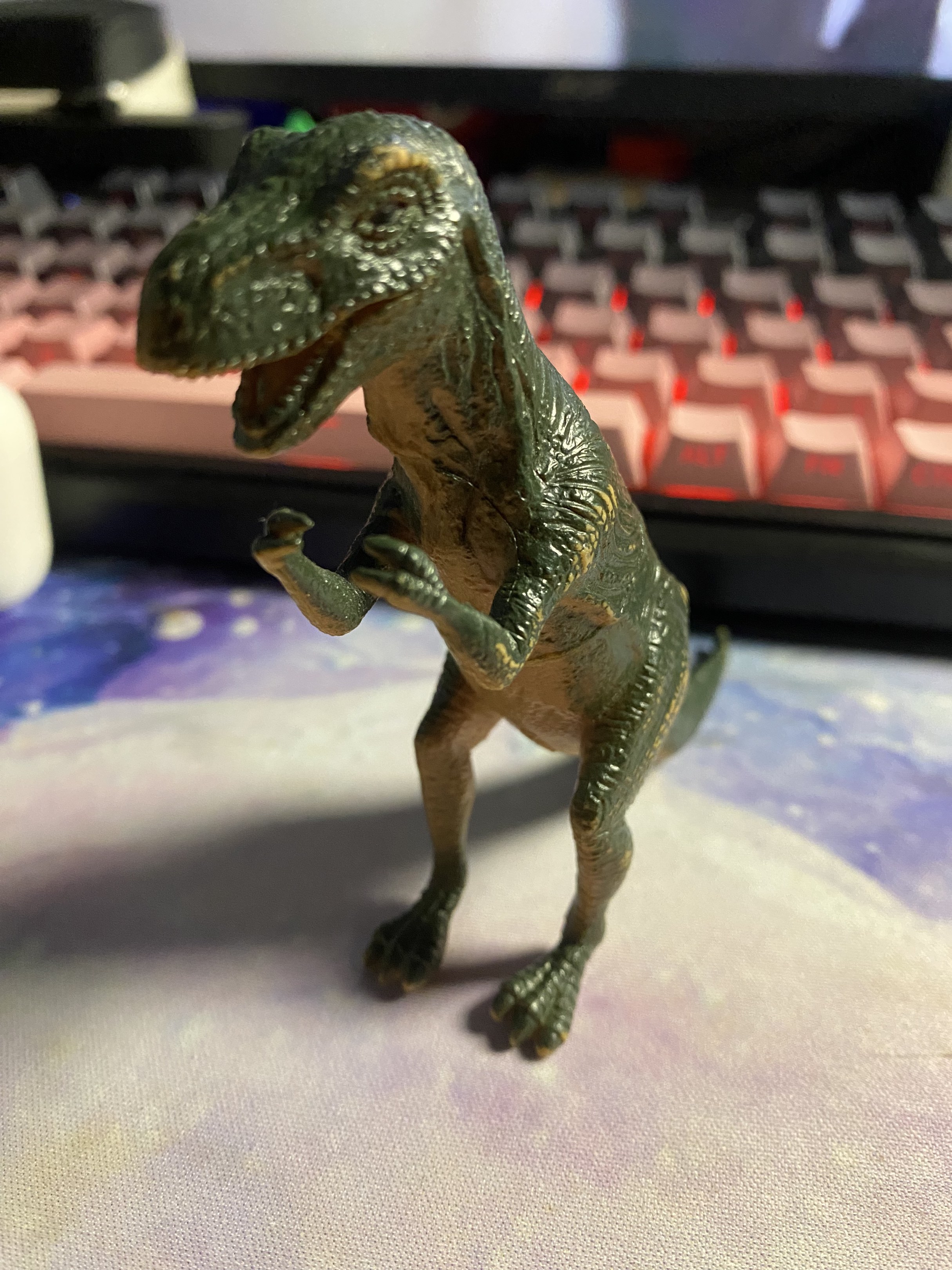 Vintage T-Rex Dinosaur Toy 🦖, Hobbies & Toys, Toys & Games on Carousell