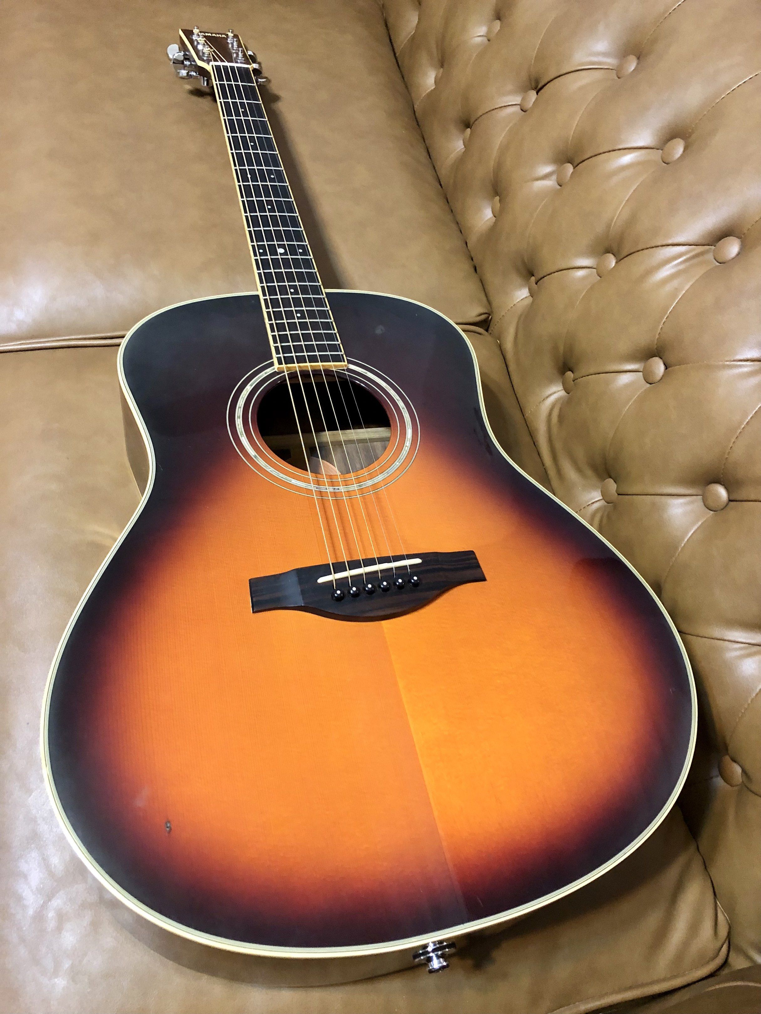 Yamaha LL6SB Acoustic Guitar with Hard Case, Hobbies & Toys, Musical ...