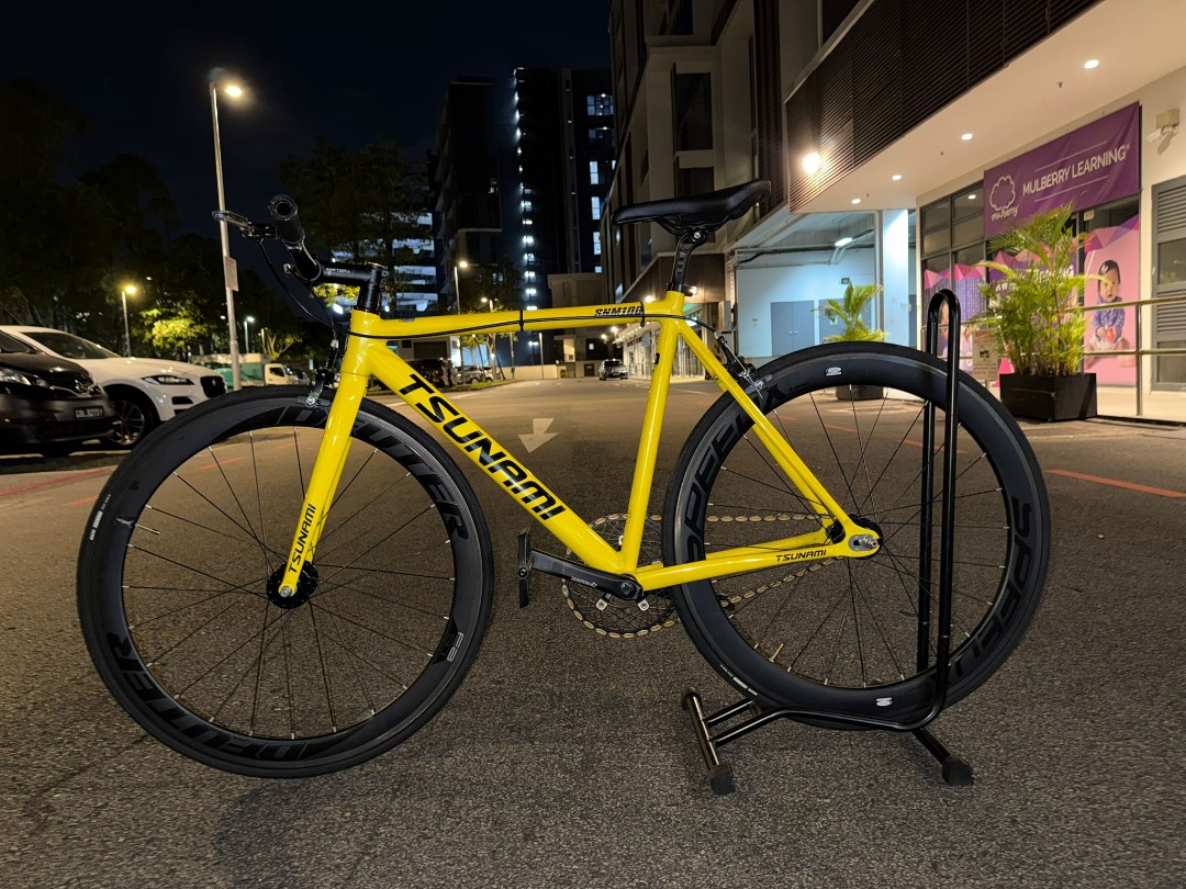 Yellow Edge Tsunami SNM 100, Sports Equipment, Bicycles & Parts ...