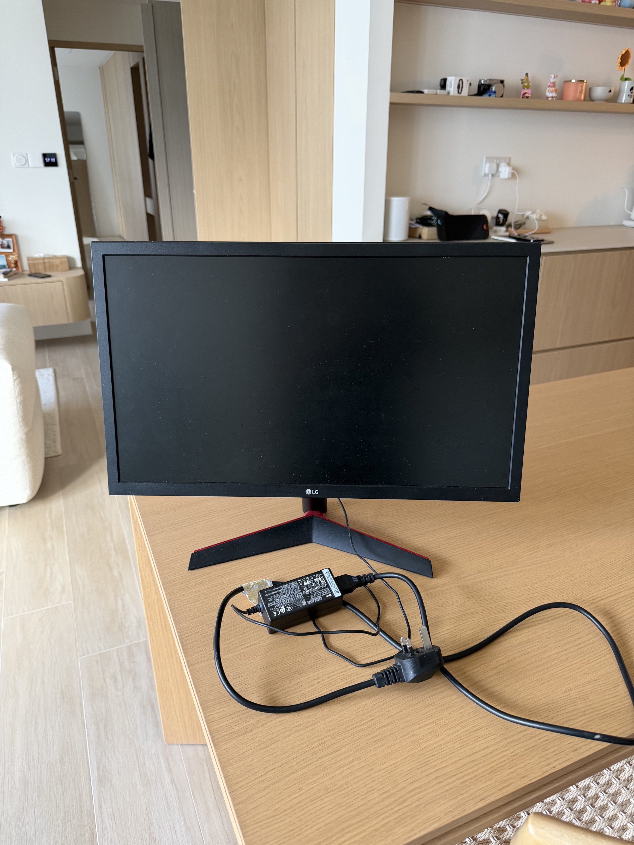 LG Monitor 24 inch, Computers & Tech, Parts & Accessories, Monitor ...